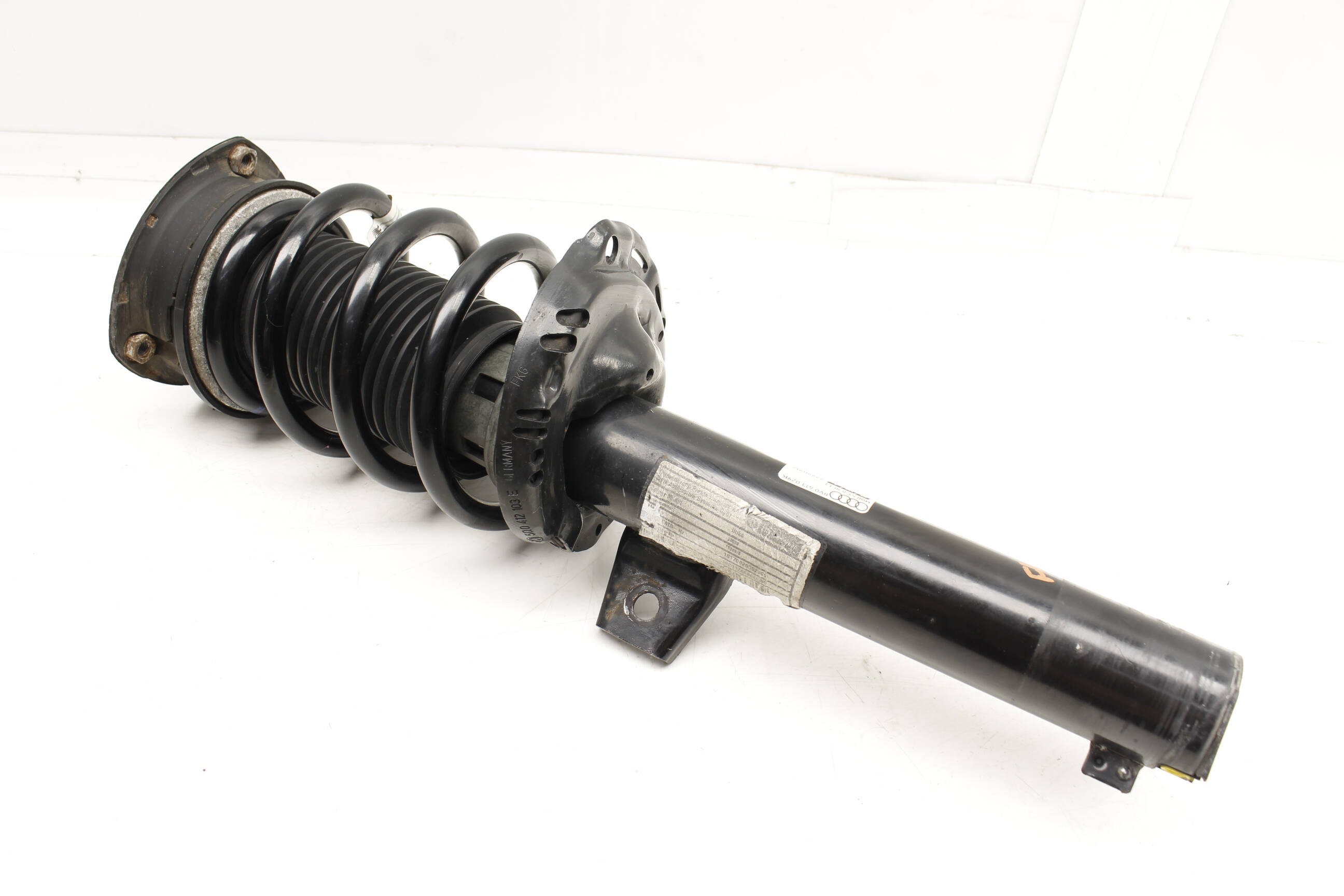 FRONT - STRUT / SHOCK ABSORBER ASSEMBLY - AUDI A3 RS3 S3 - 8V0413029K