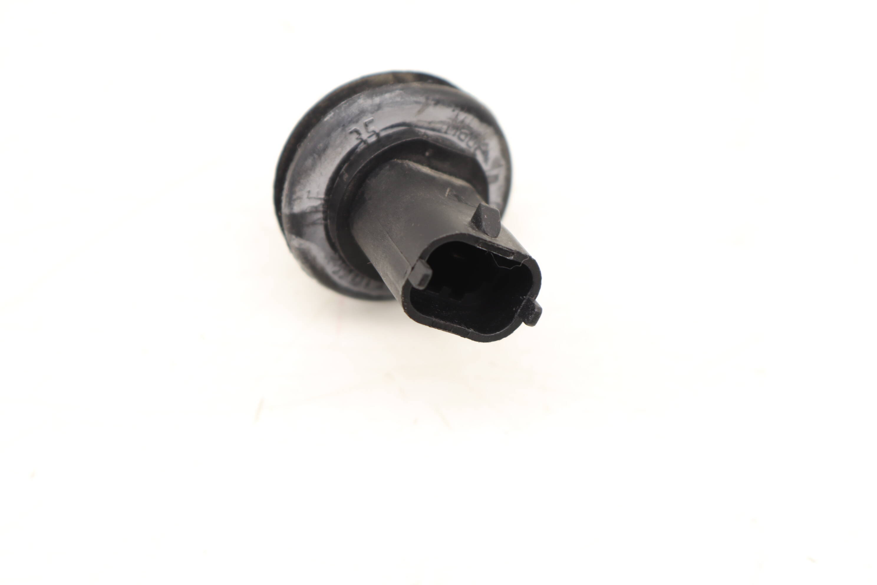 Porsche Air Intake Temperature Sensor 7P5906088