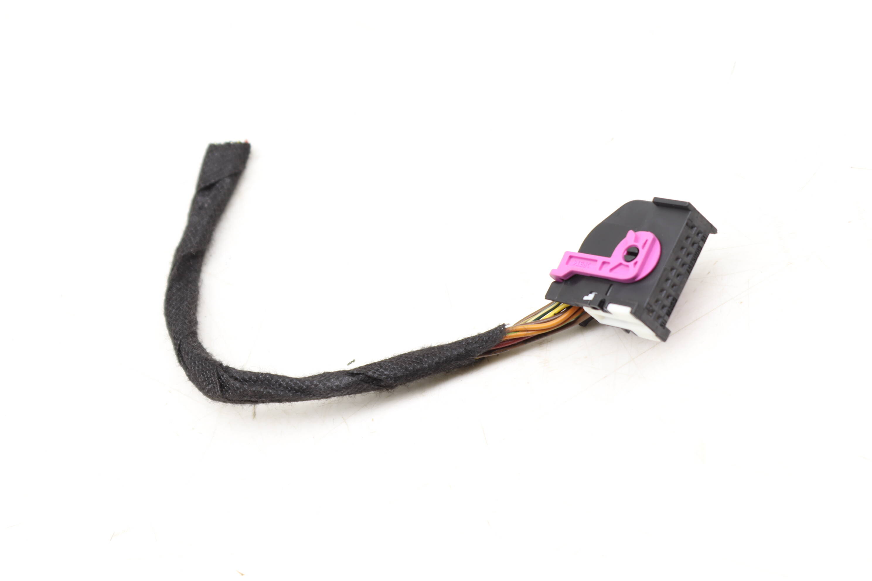 VW 18-Pin Wiring Connector / Pigtail 5Q0972718