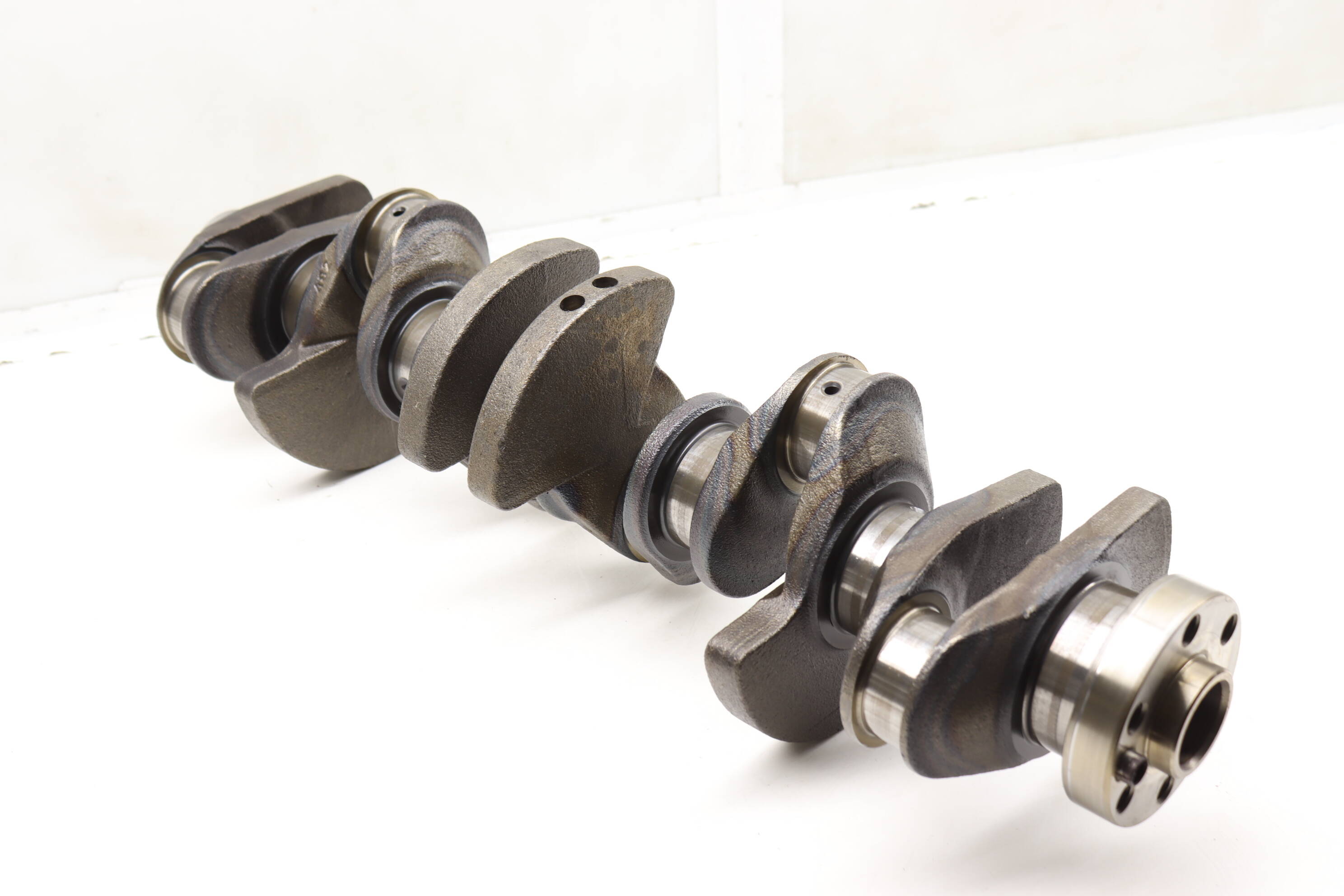 BMW Crankshaft / Crank Shaft 11217580483