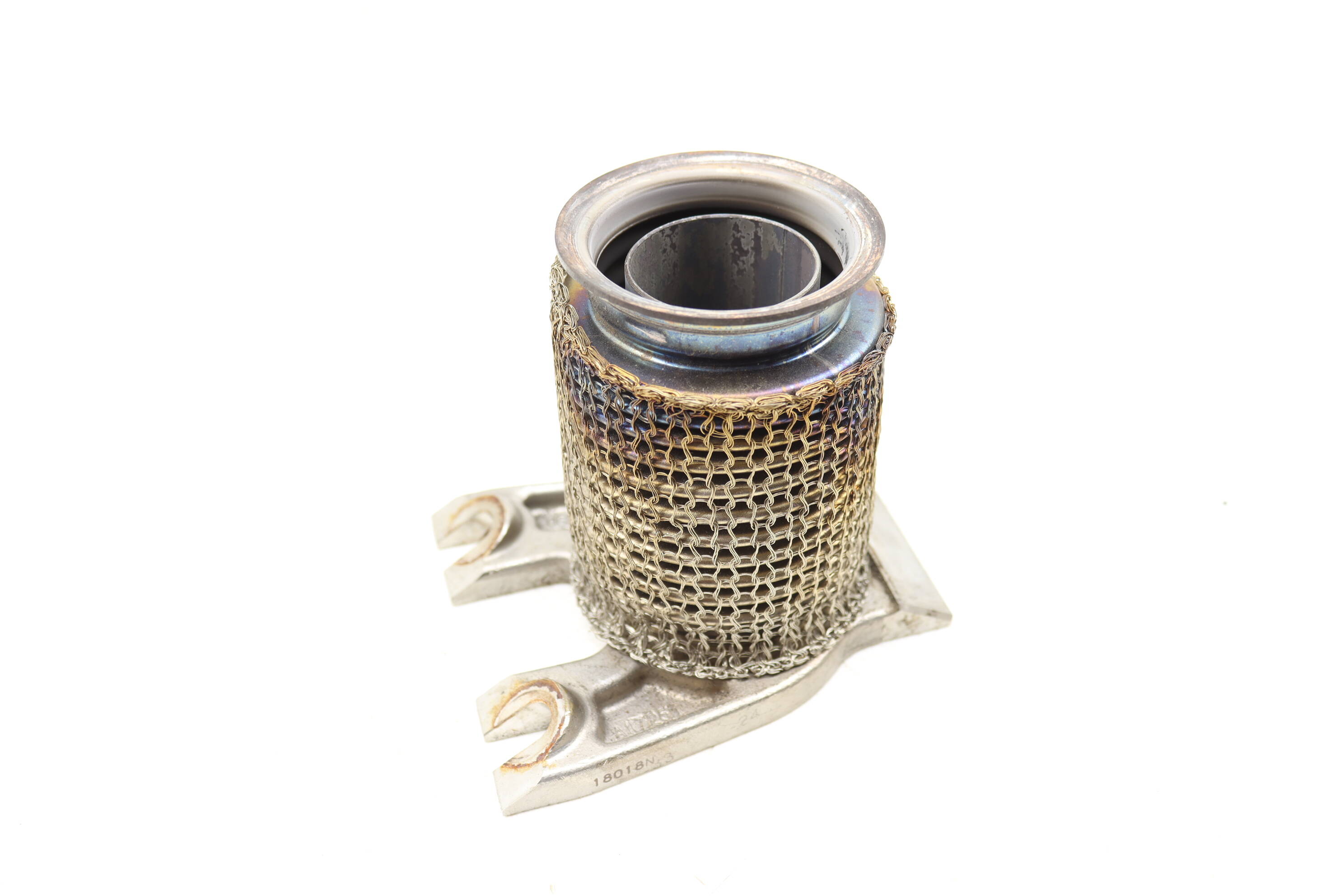 Audi Turbo Intercooler Pipe / Isolator 06M253082F