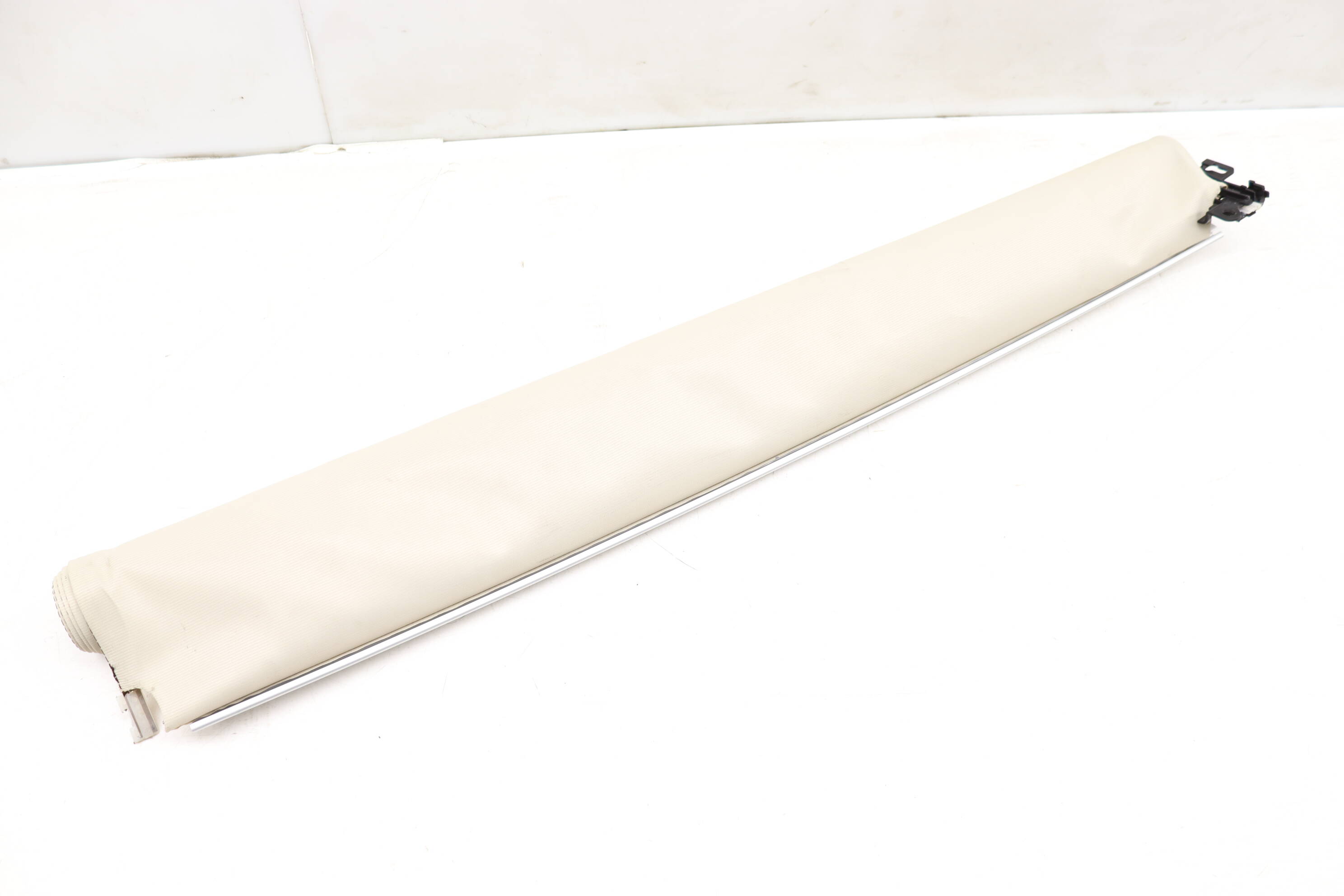 VW Retractable Sunroof / Sun Roof Shade (Touareg) 7P0877307C