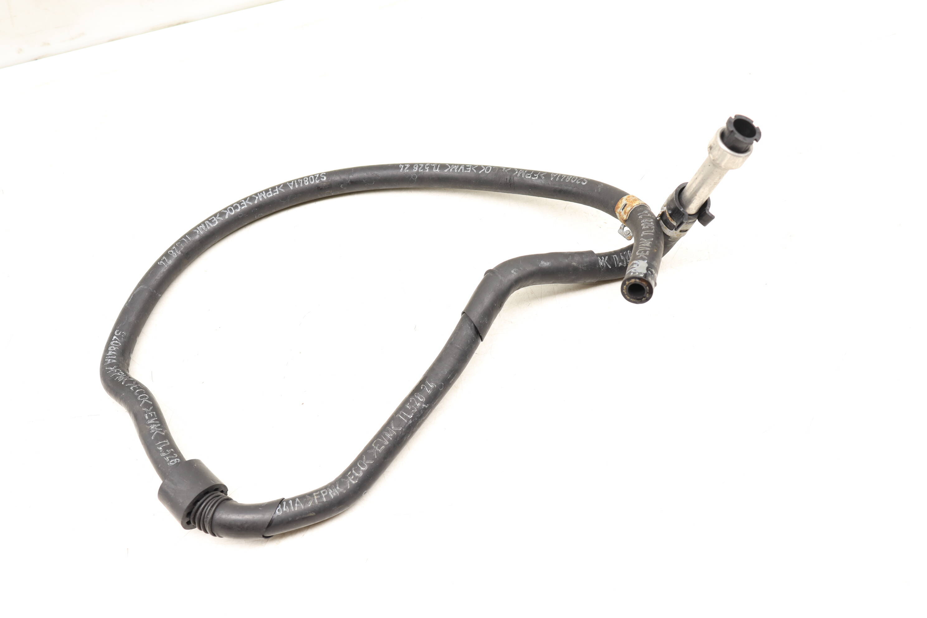 VW Fuel Hose / Line (Golf, Tiguan, CC, Passat, Eos) 06J133986R