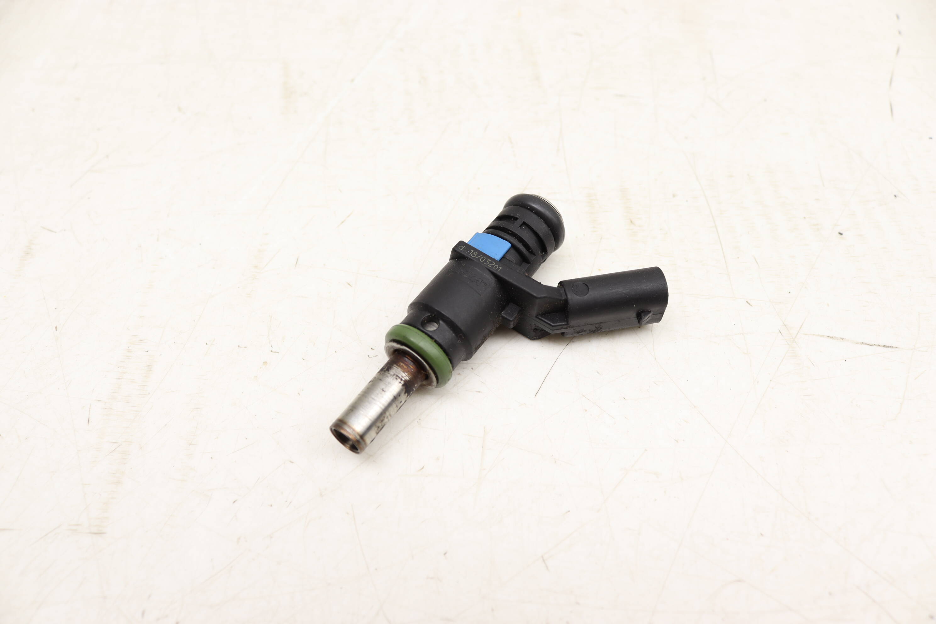 Audi Fuel Injector 06E906031A