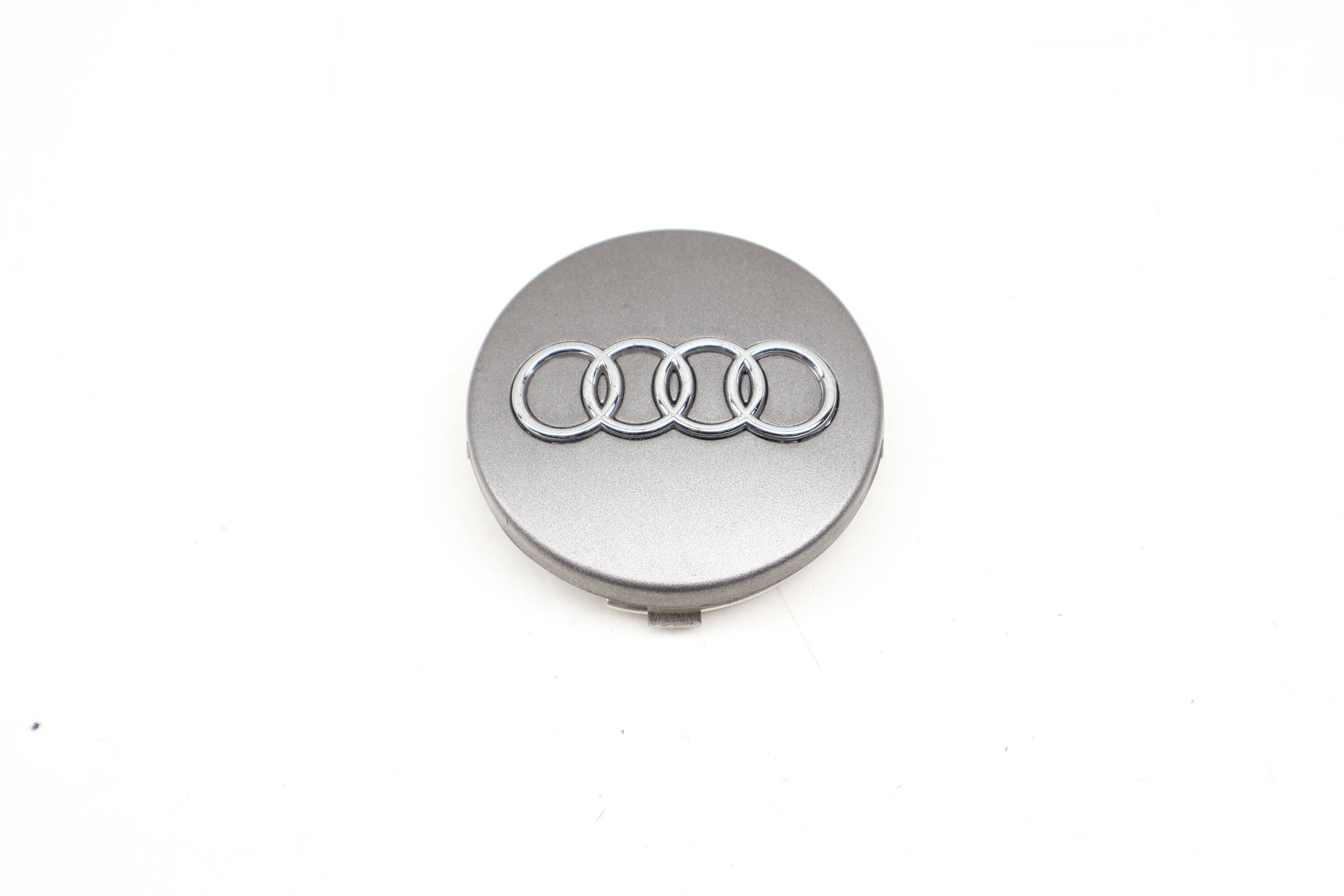 Audi Wheel Center Cap 4B0601170