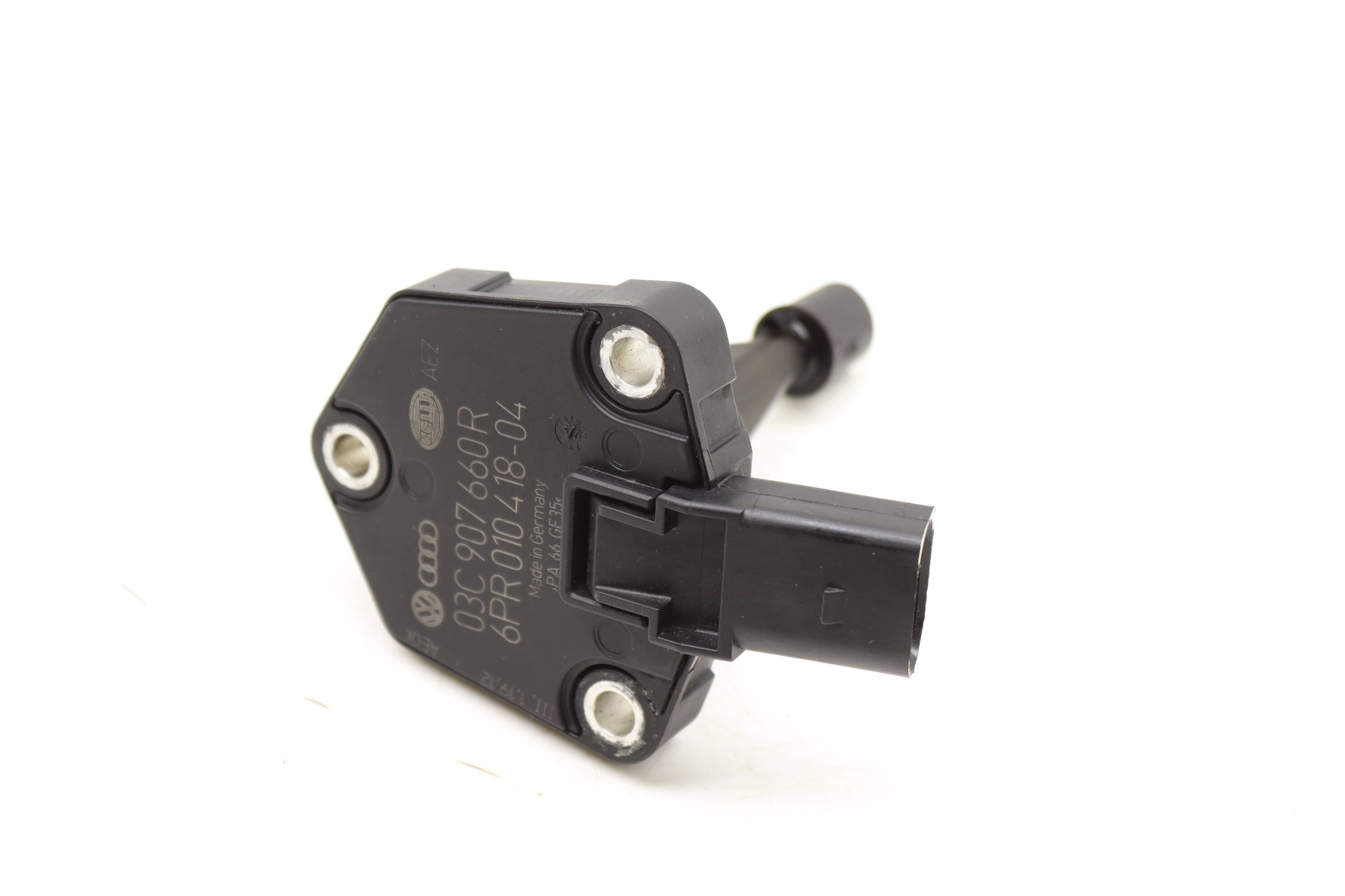 Audi Engine Oil Level Sensor (Q3, Q5, S5, SQ5, A5) 03C907660R