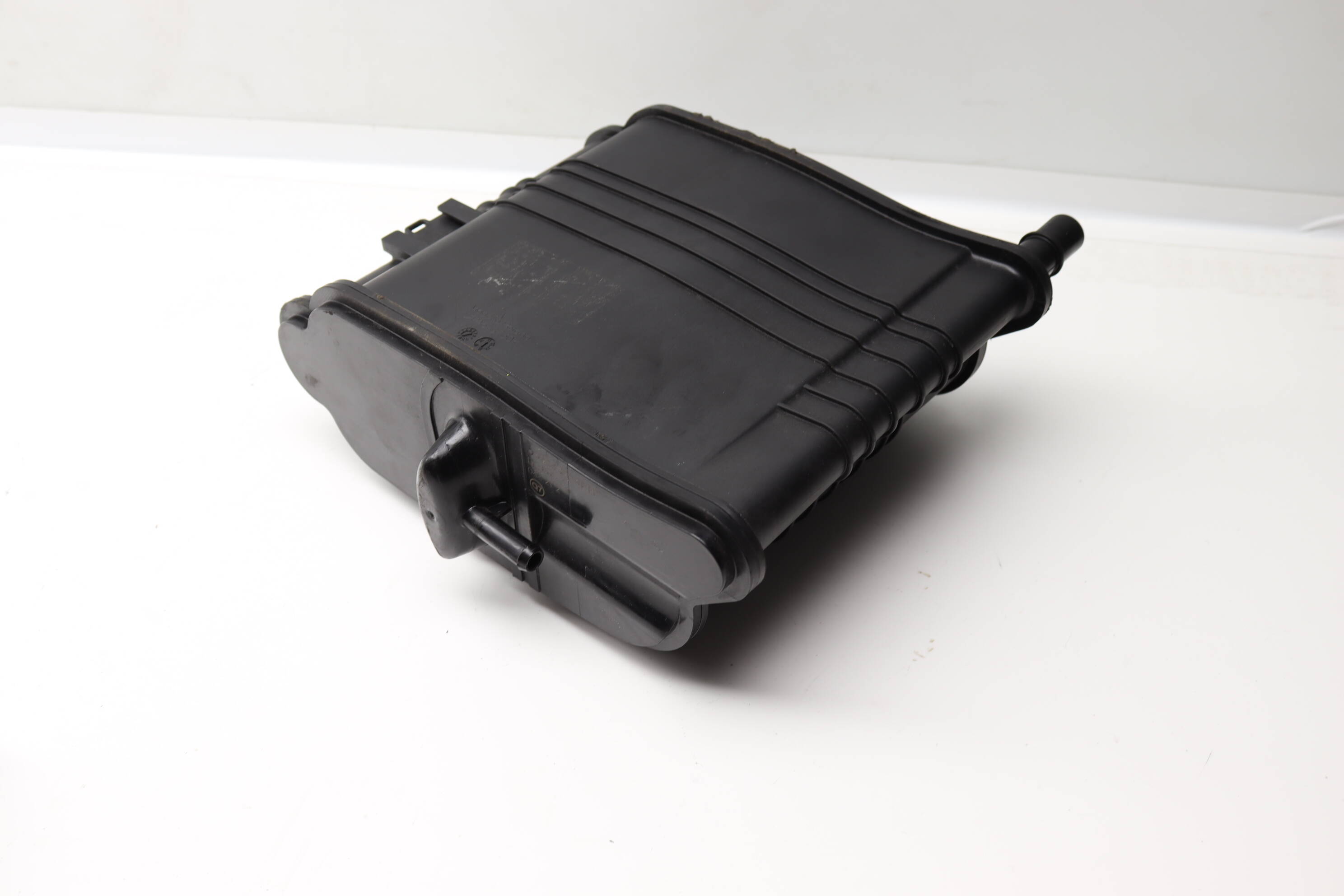 Mercedes-Benz Fuel Evap Charcoal Canister 2054704000