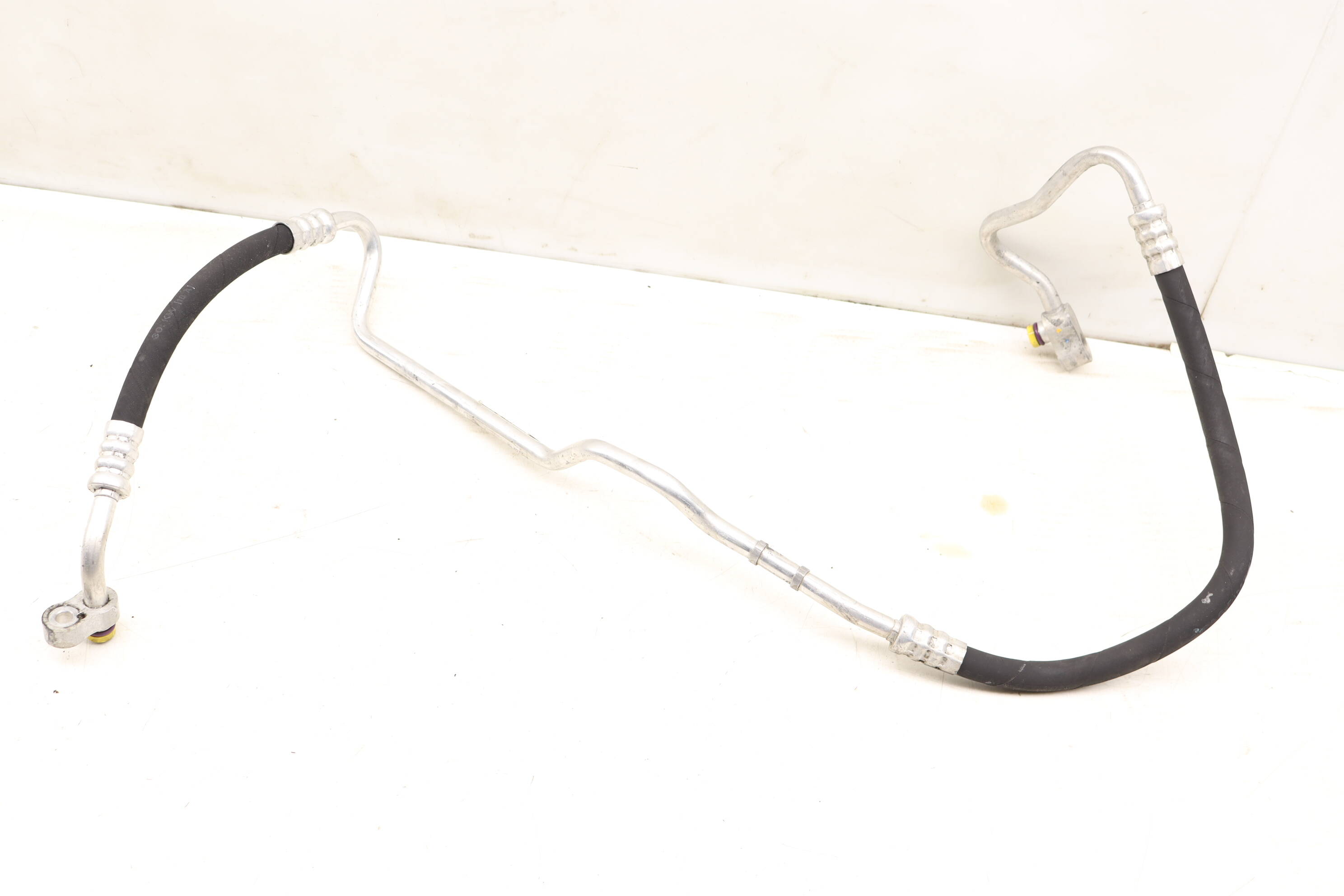 BMW Lower Ac Hose / Line / Pipe (High Pressure) 64509222723