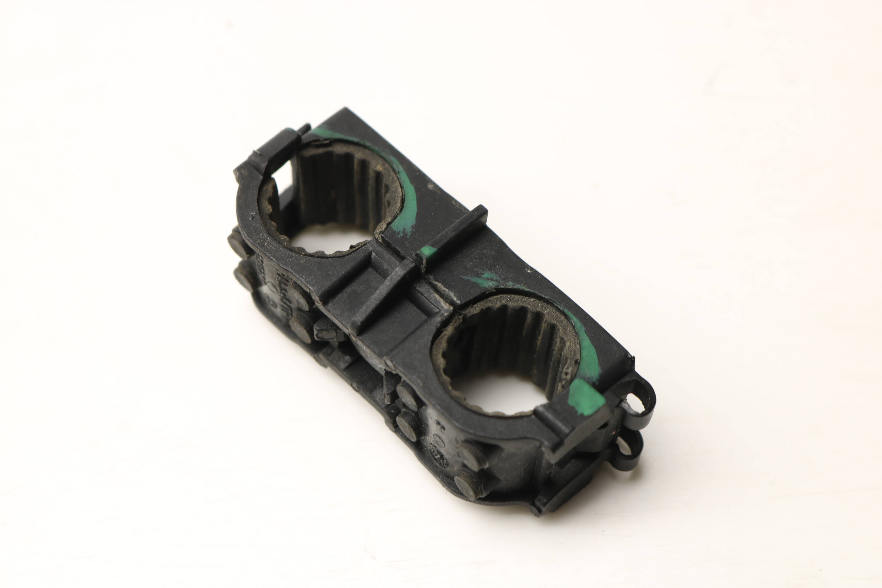 BMW Transmission Oil Cooler Line Bracket 17227610261