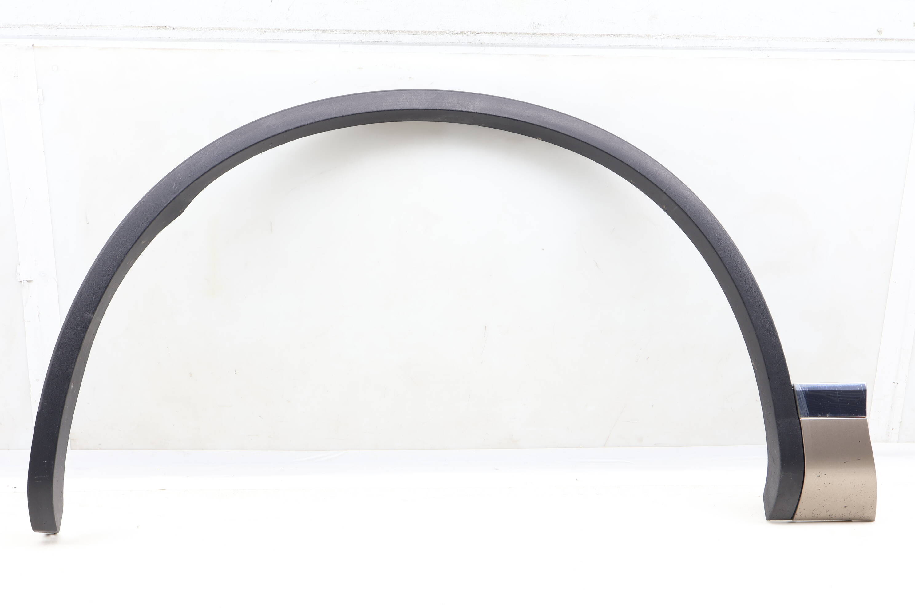 VW Front Left Wheel Fender Flare Trim / Molding 7P6853717F