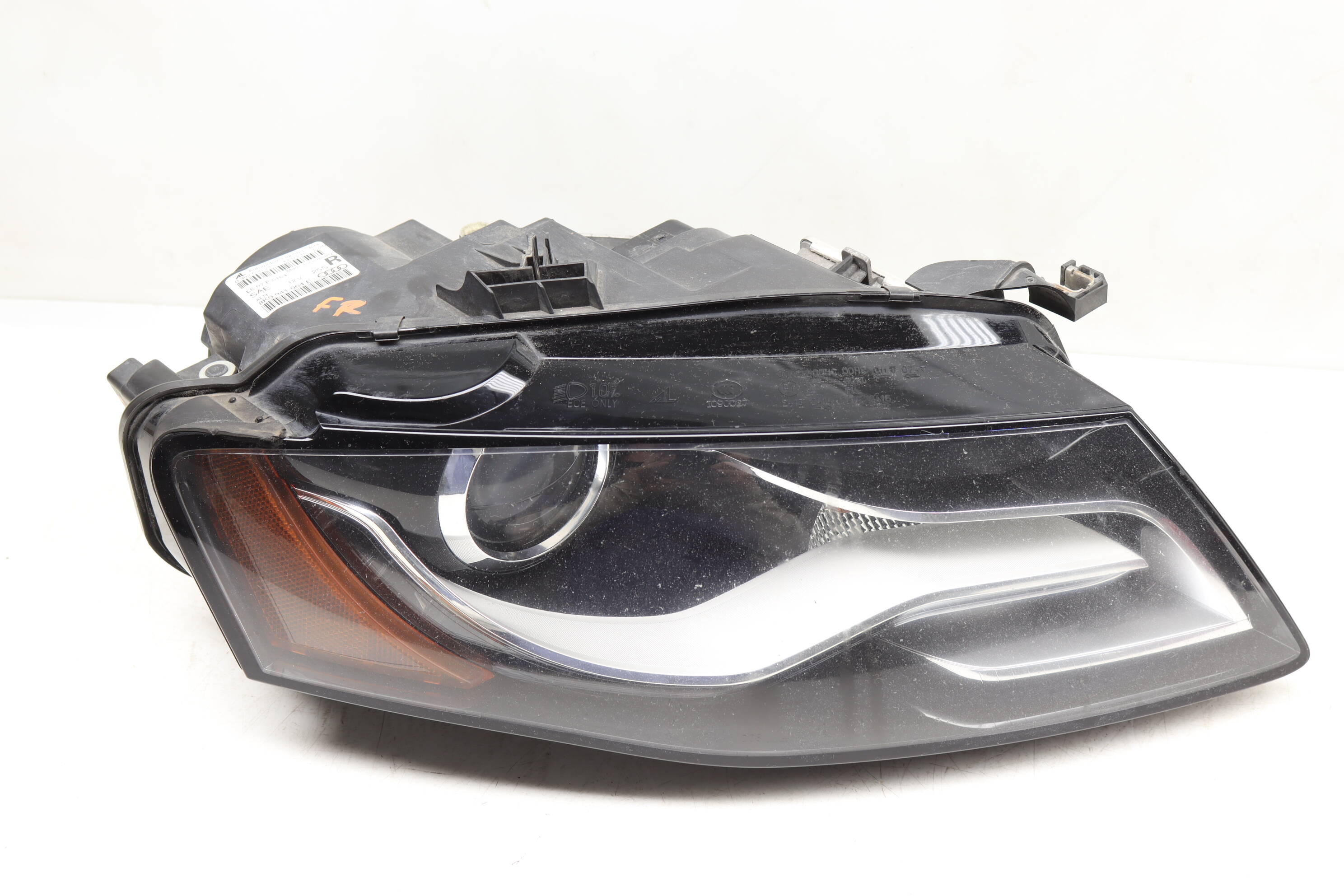 Audi Right Hid Bi-Xenon Headlight / Headlamp 8K0941004E