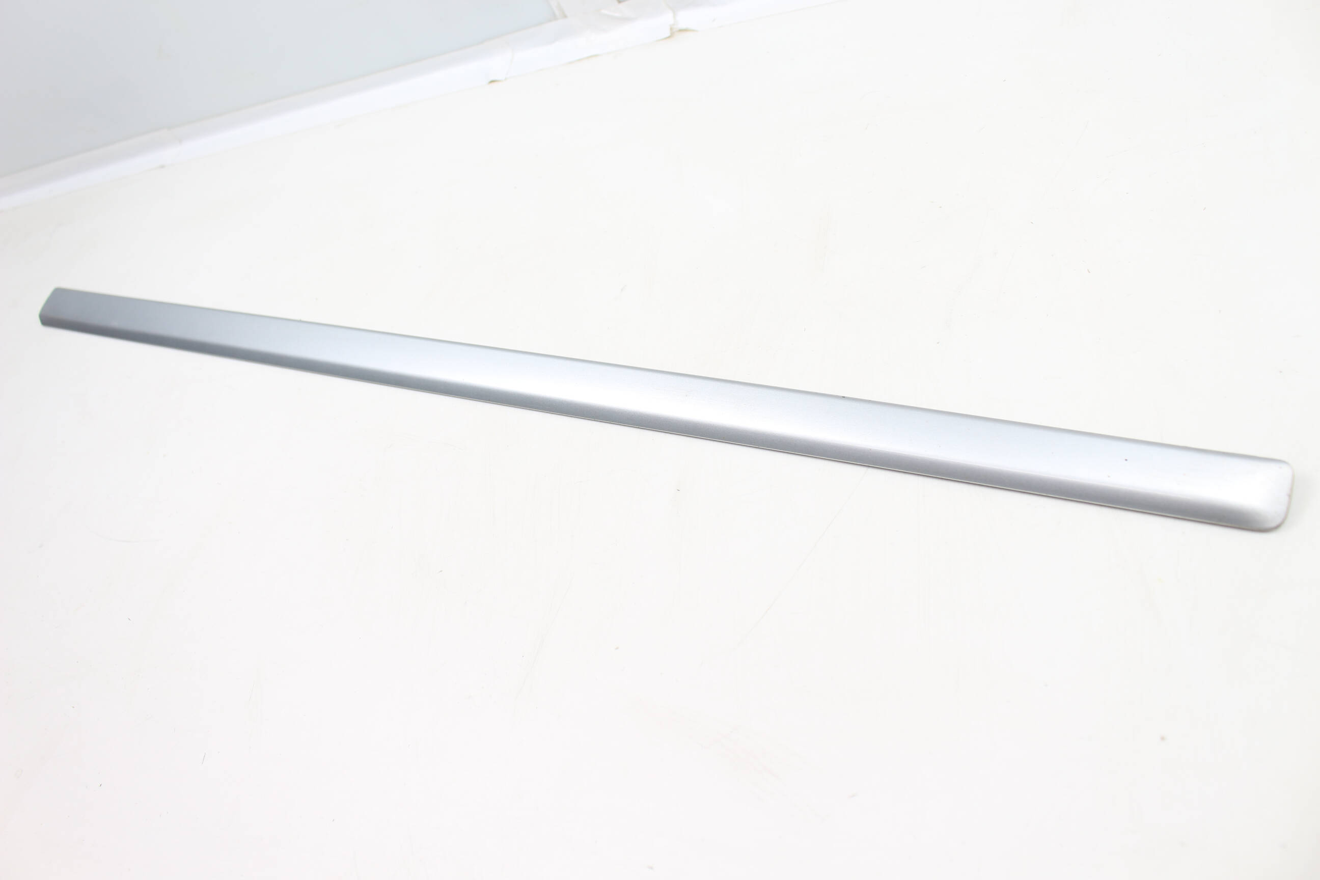 REAR RIGHT - LOWER DOOR MOLDING / TRIM - AUDI A4 S4 - 8E0853970E