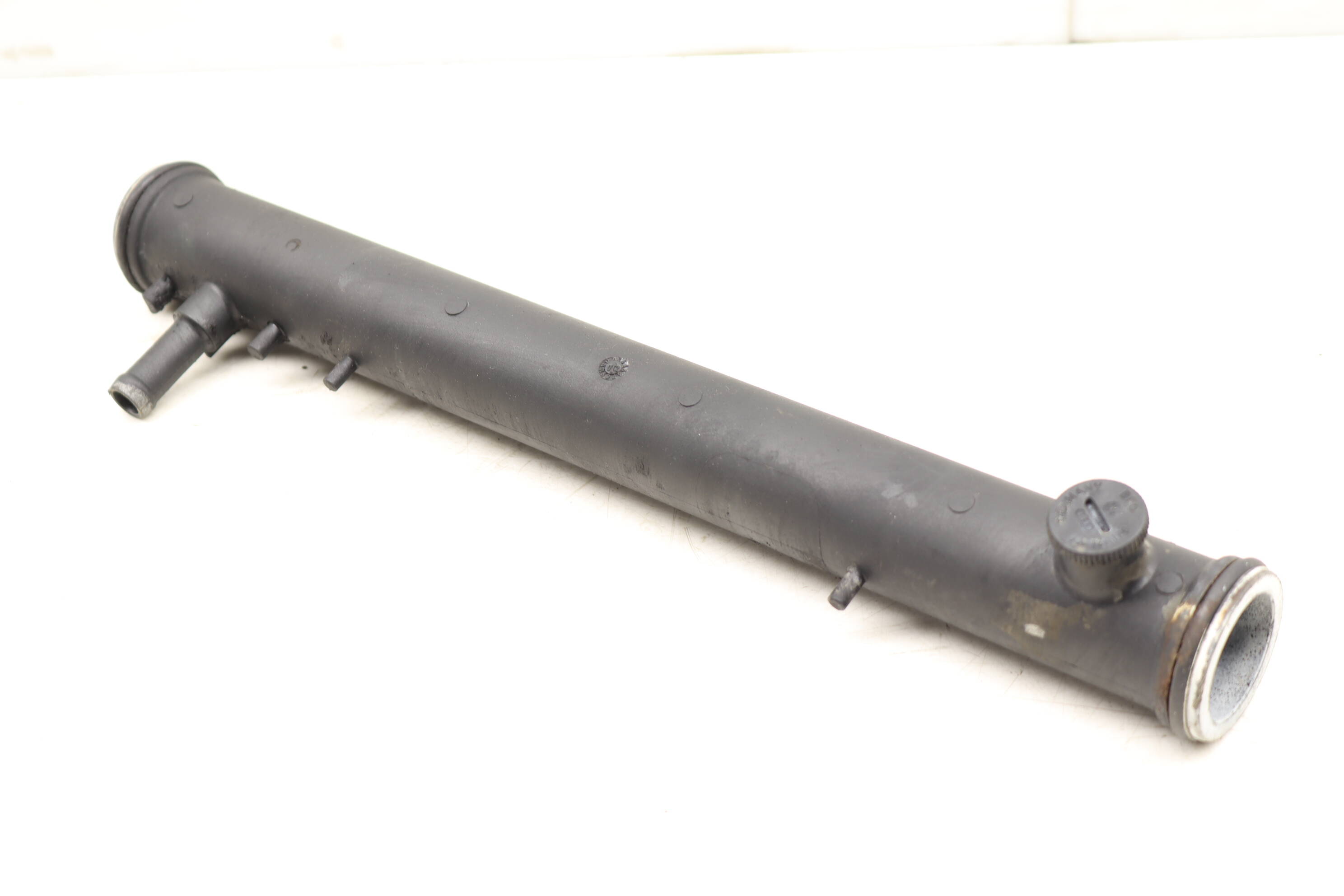 VW Water / Coolant Tube / Line 022121085