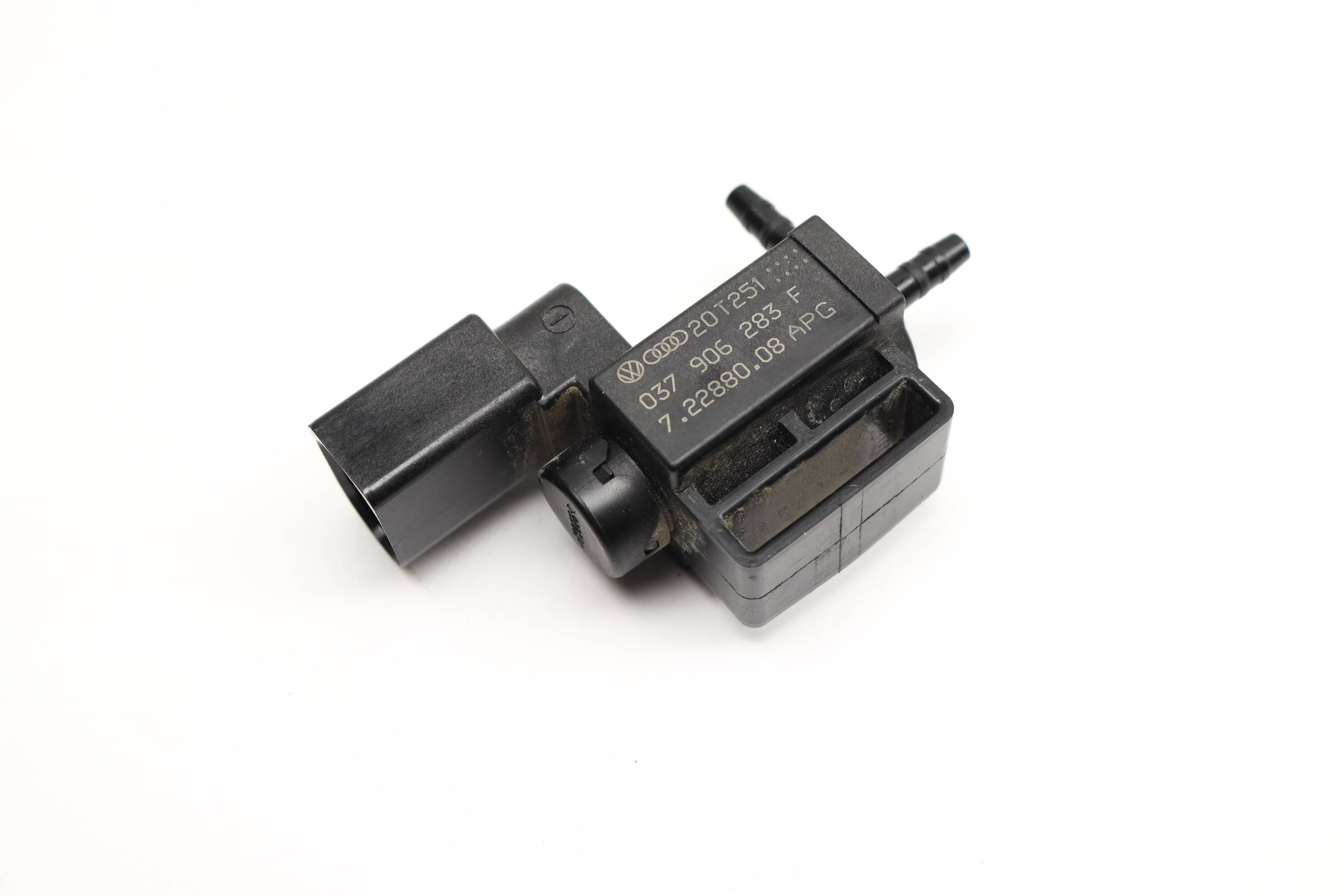 Porsche Intake Change-Over Vacuum Valve 037906283F