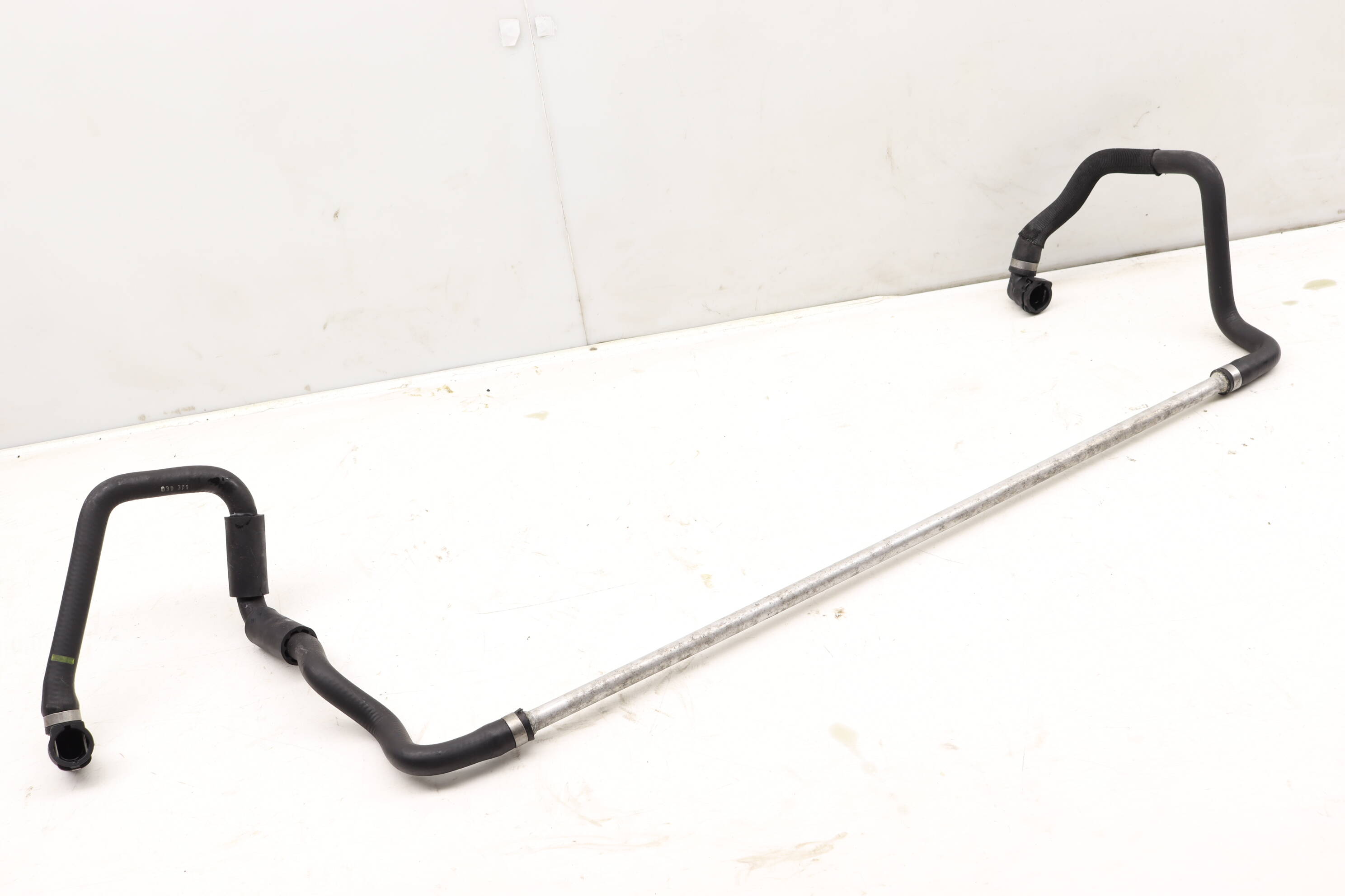 BMW Lower Radiator Coolant Hose / Line / Pipe 17127600132