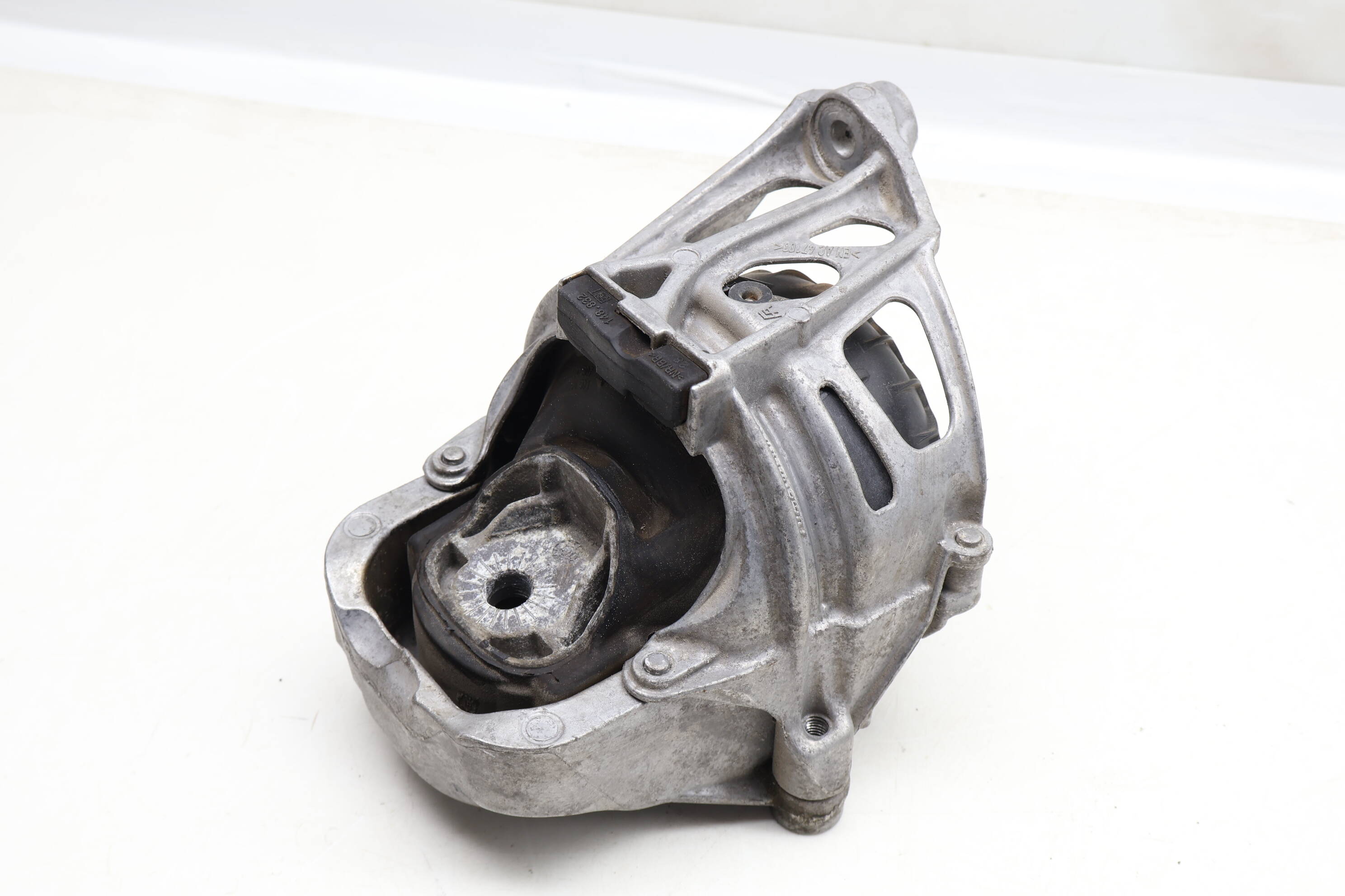 Audi Left Electric Engine / Motor Mount 4M0199371FC