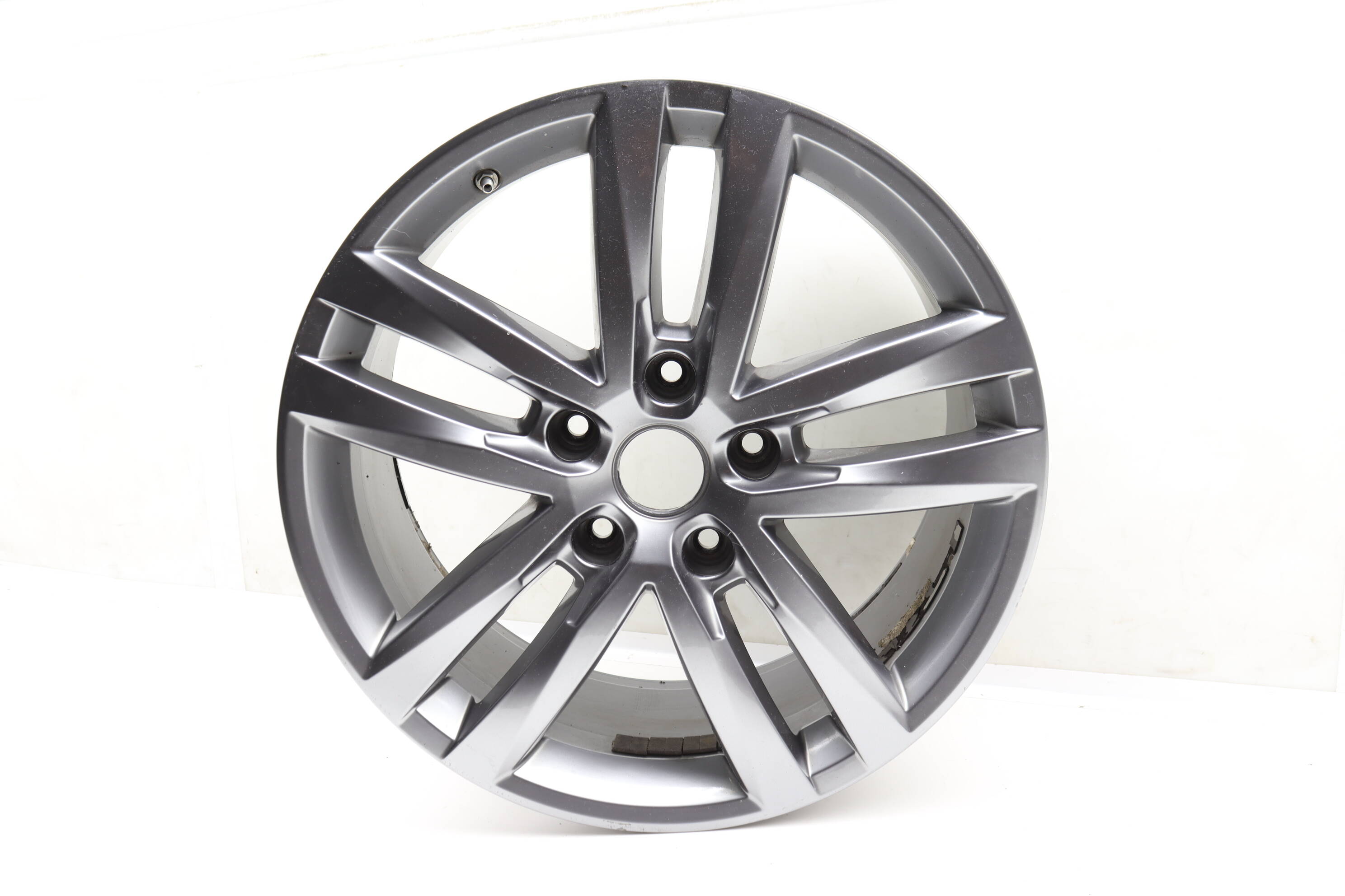 VW 19" Inch Alloy Rim / Wheel (Touareg) 7P6601025AM