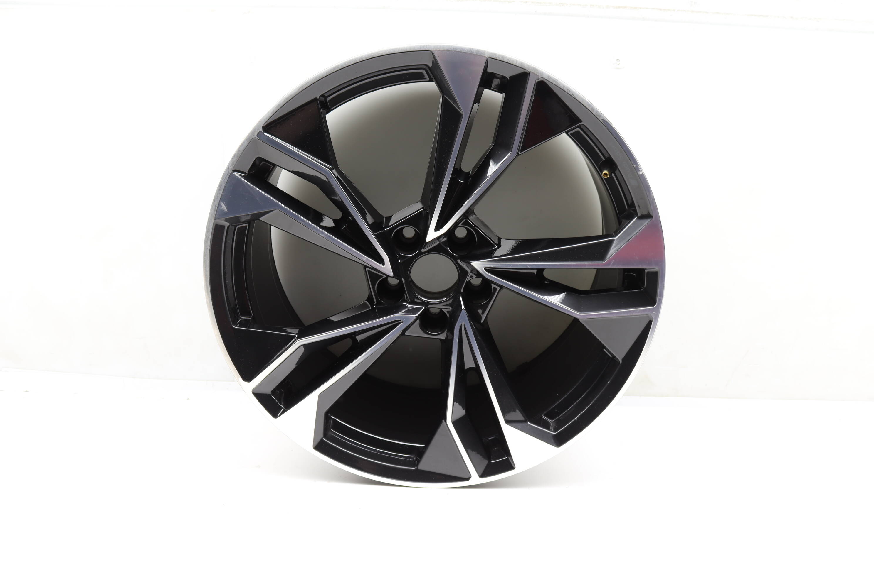 Audi 20" Inch Alloy Rim / Wheel 8W0601025EQ