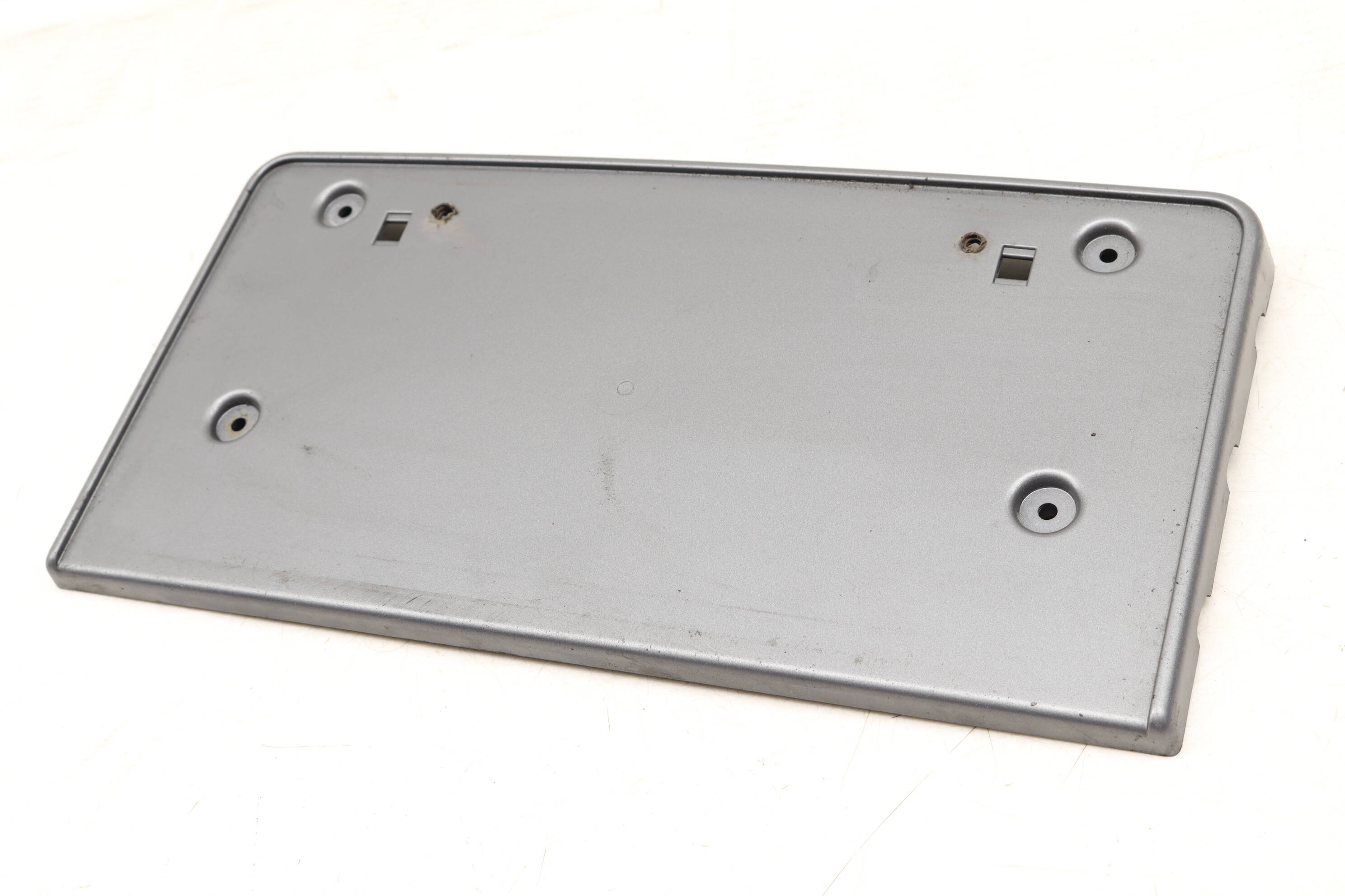 Audi Front License Plate Mount Bracket (SQ5, Q5) 8R0807285S