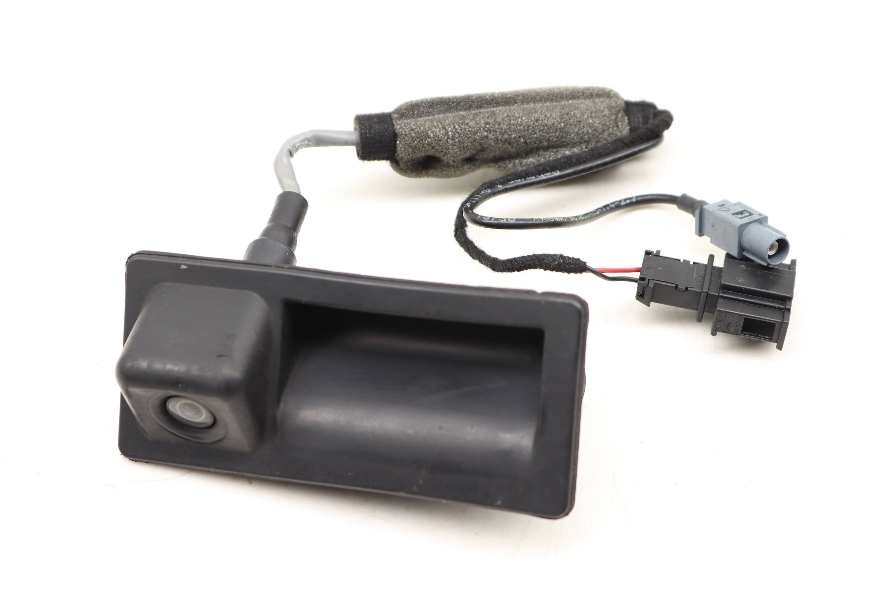 Audi Trunk Release Handle Switch / Rear View Camera 5N0827566C