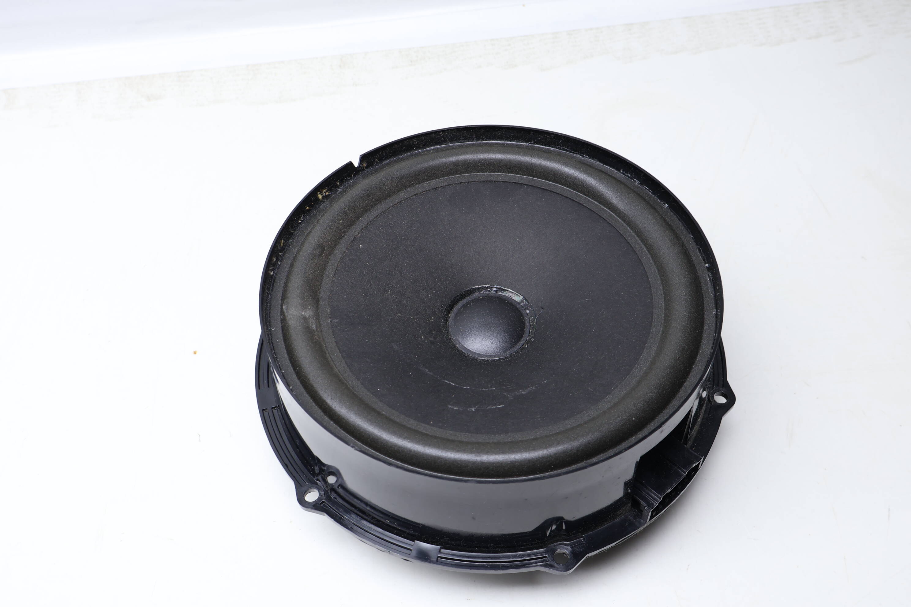 VW Door Speaker / Woofer (Touareg) 7P6035454