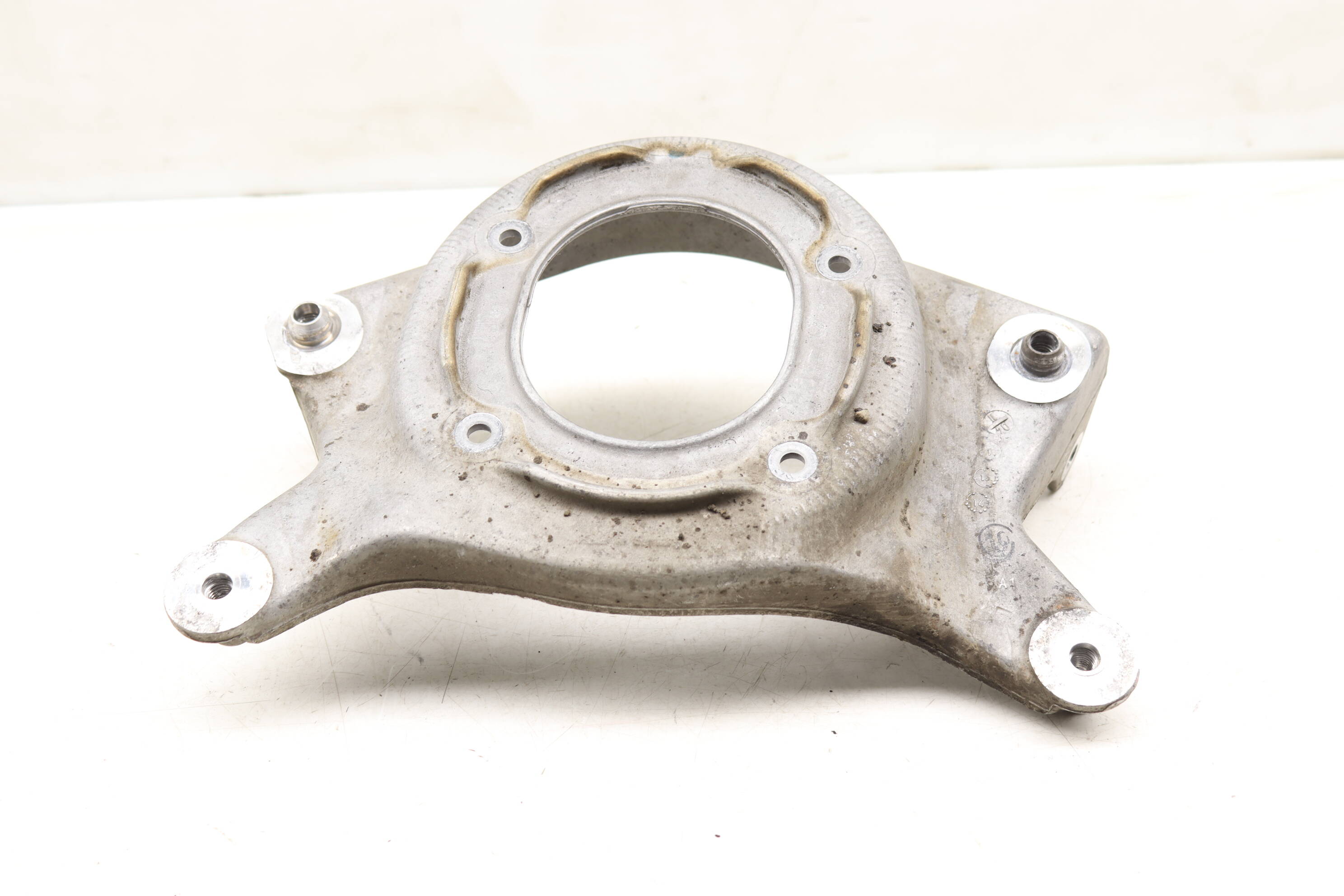 Porsche Front Right Upper Strut Mount (Macan) 95B412384
