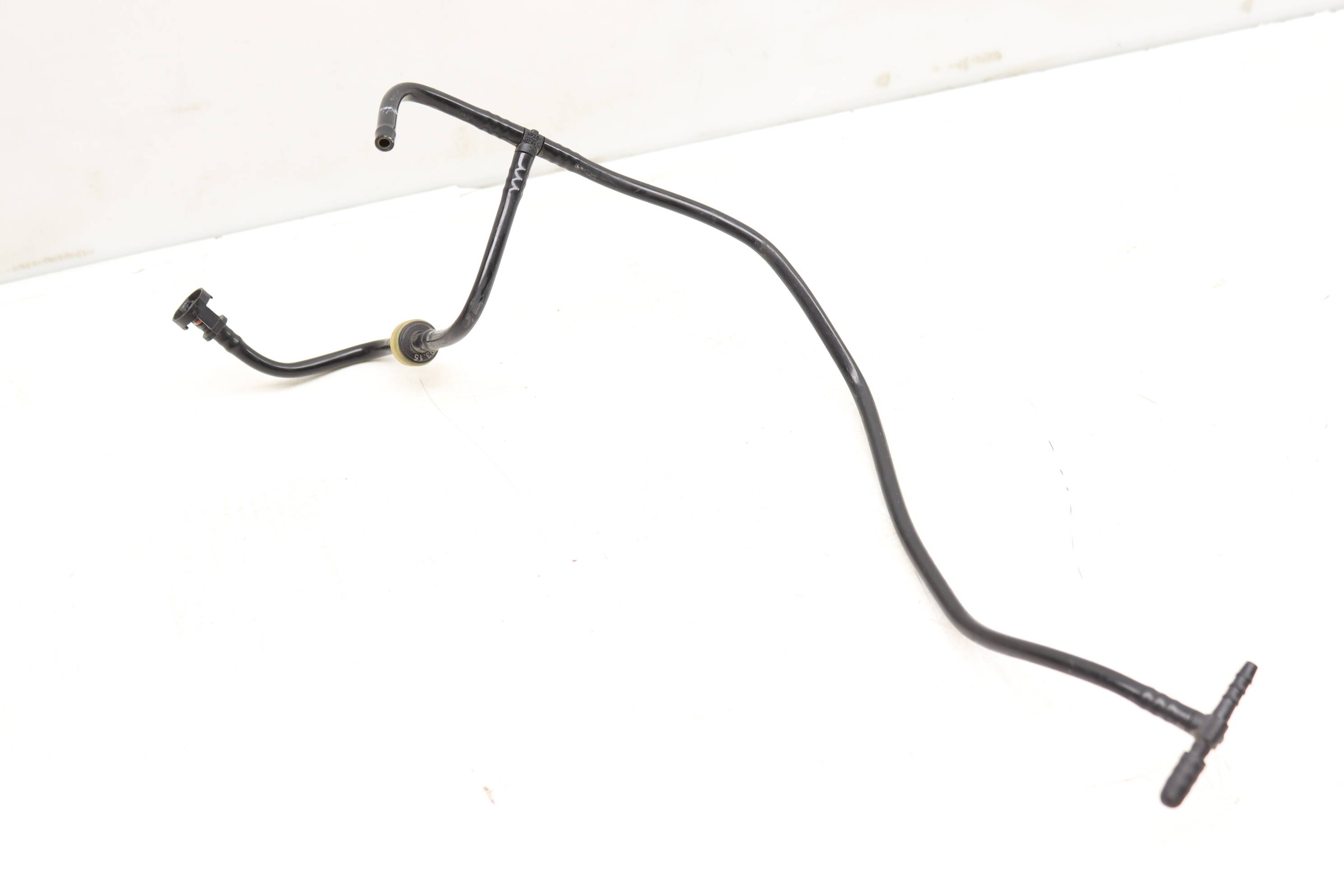 Porsche Vacuum Line / Tube (Cayenne, Panamera, Macan) 94611035877