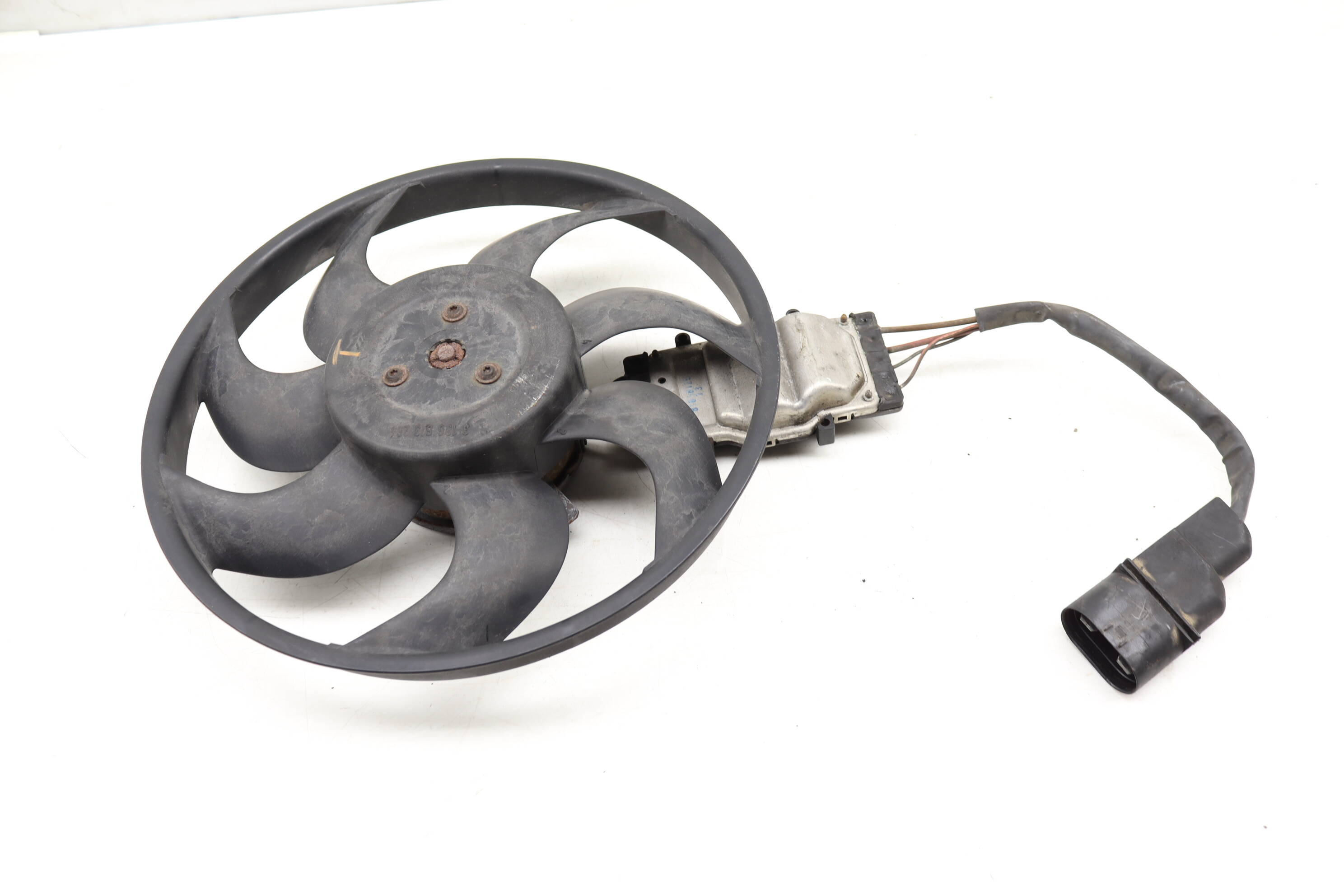 VW Left Electric Radiator Cooling Fan (Touareg) 7L0959455C