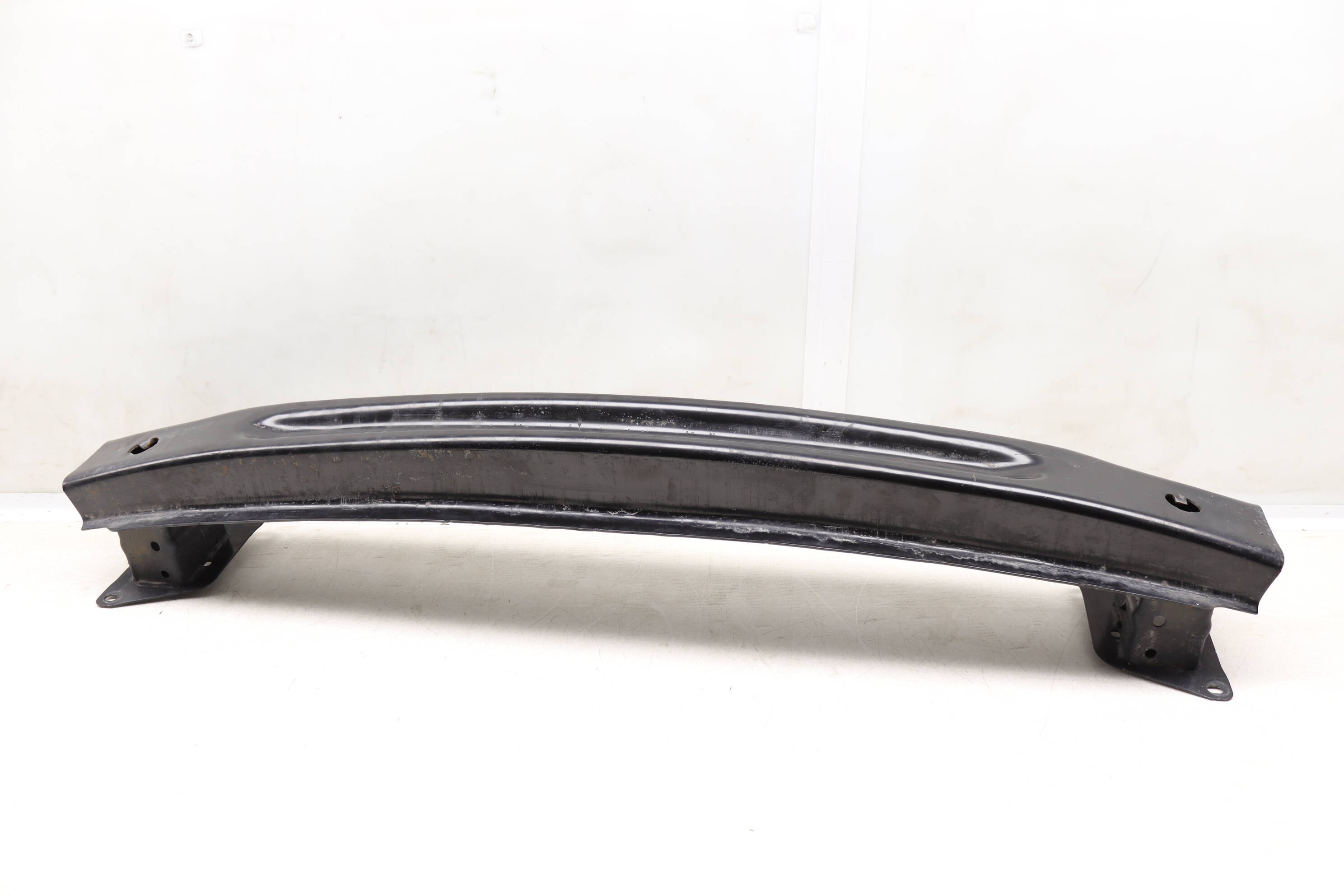 VW Rear Bumper Reinforcement Bar / Impact Beam (Passat) 561807305