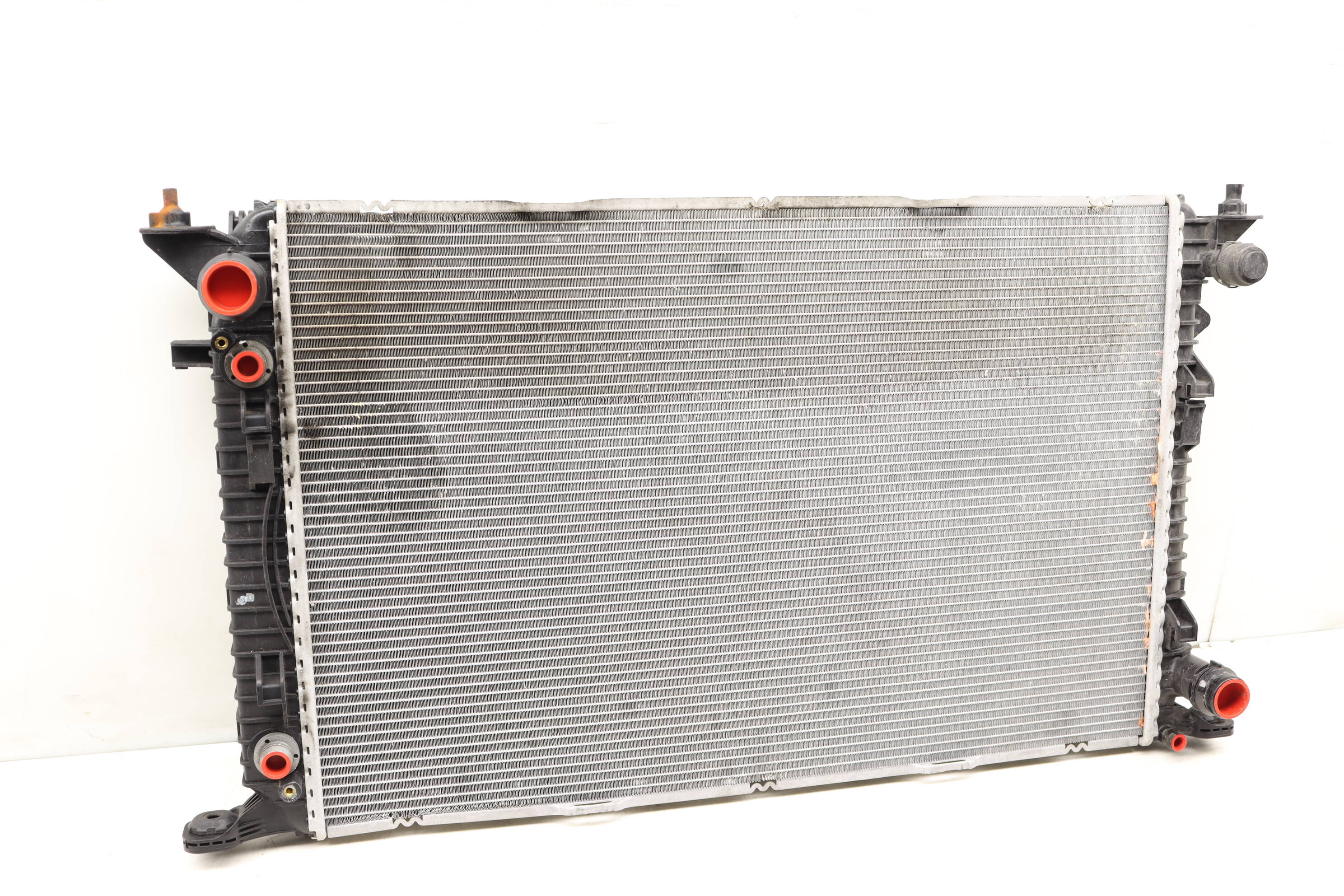 RADIATOR - AUDI A5 S5 PORSCHE MACAN - 8K0121251AL