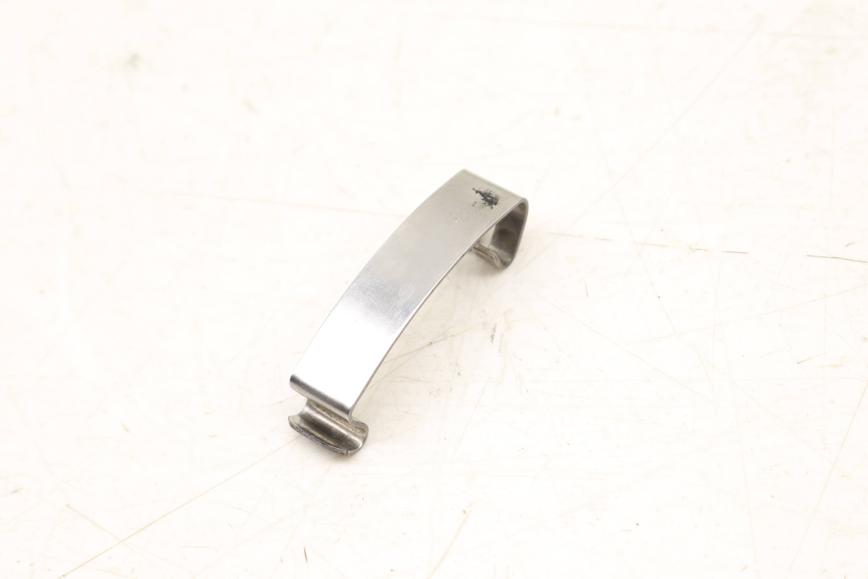 BMW Engine Air Filter Box Clip 13711716113