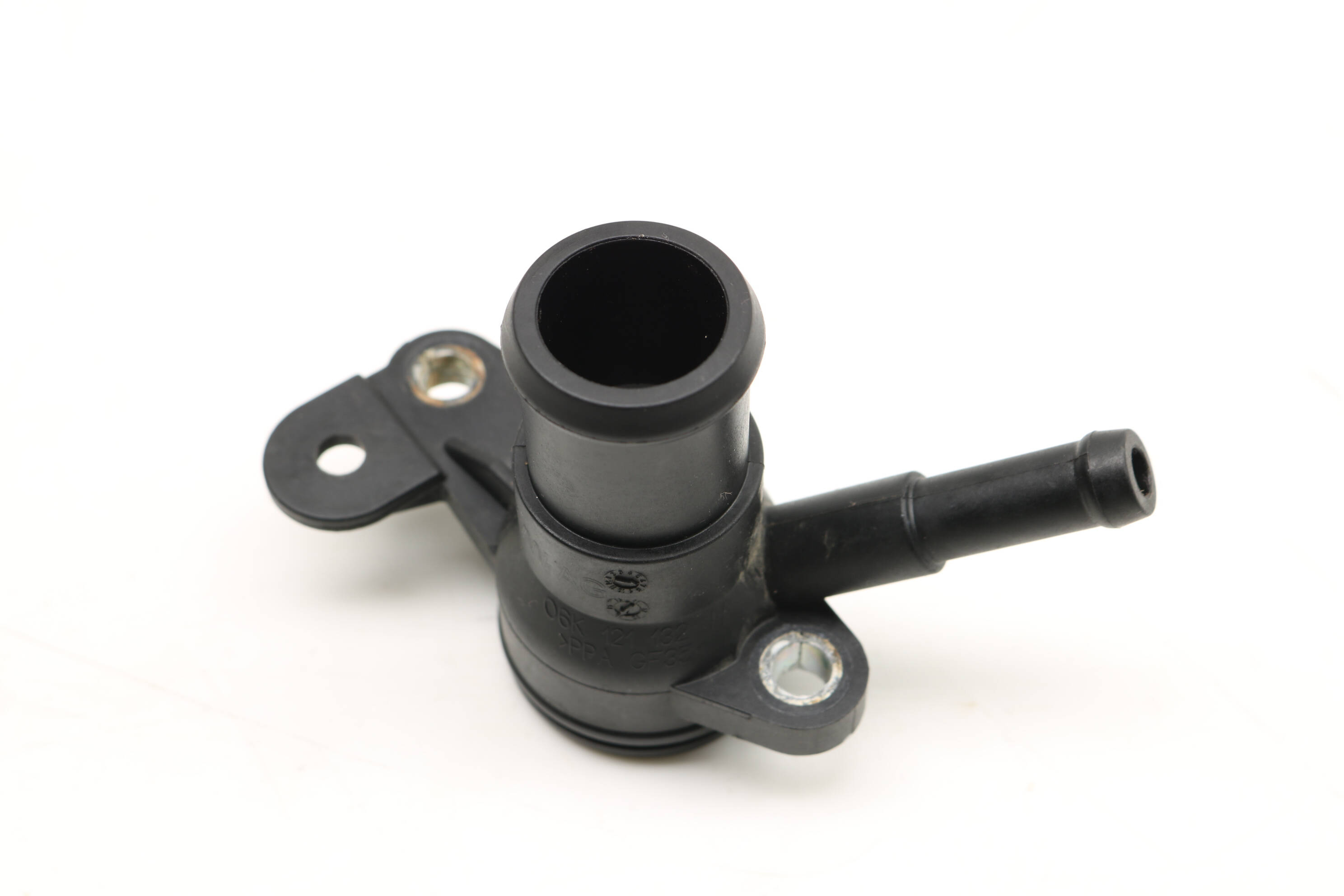 WolfAutoParts.com - COOLANT FLANGE - VW BEETLE JETTA PASSAT - 06K121132H