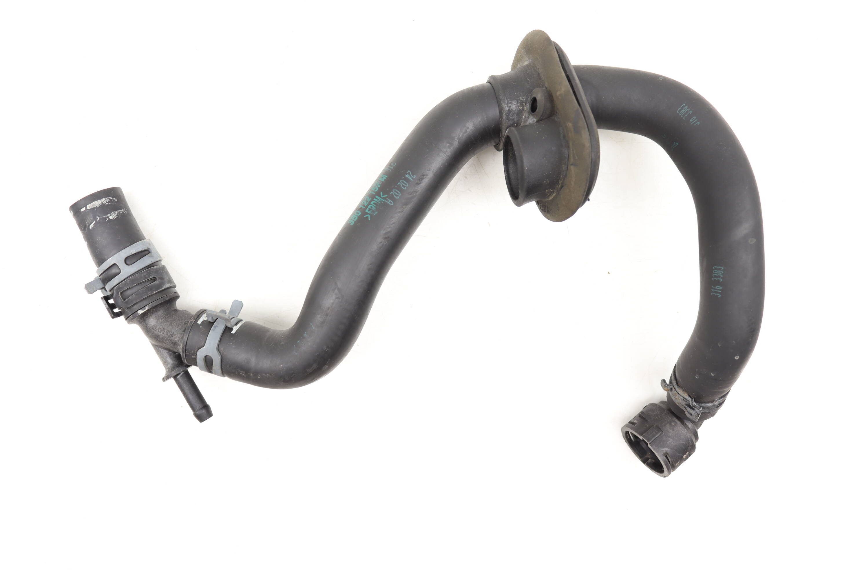 COOLANT HOSE / LINE - VW PASSAT - 3B0122157M
