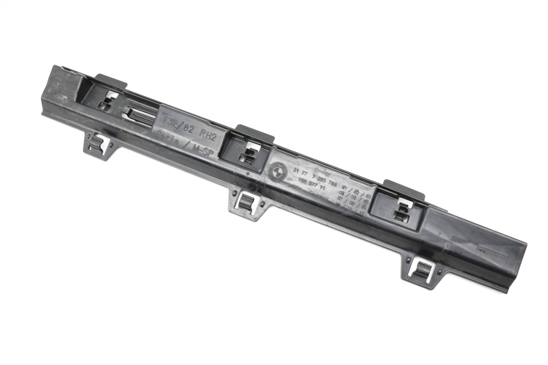 BMW Right Side Skirt / Rocker Panel Mount Bracket 51777285788