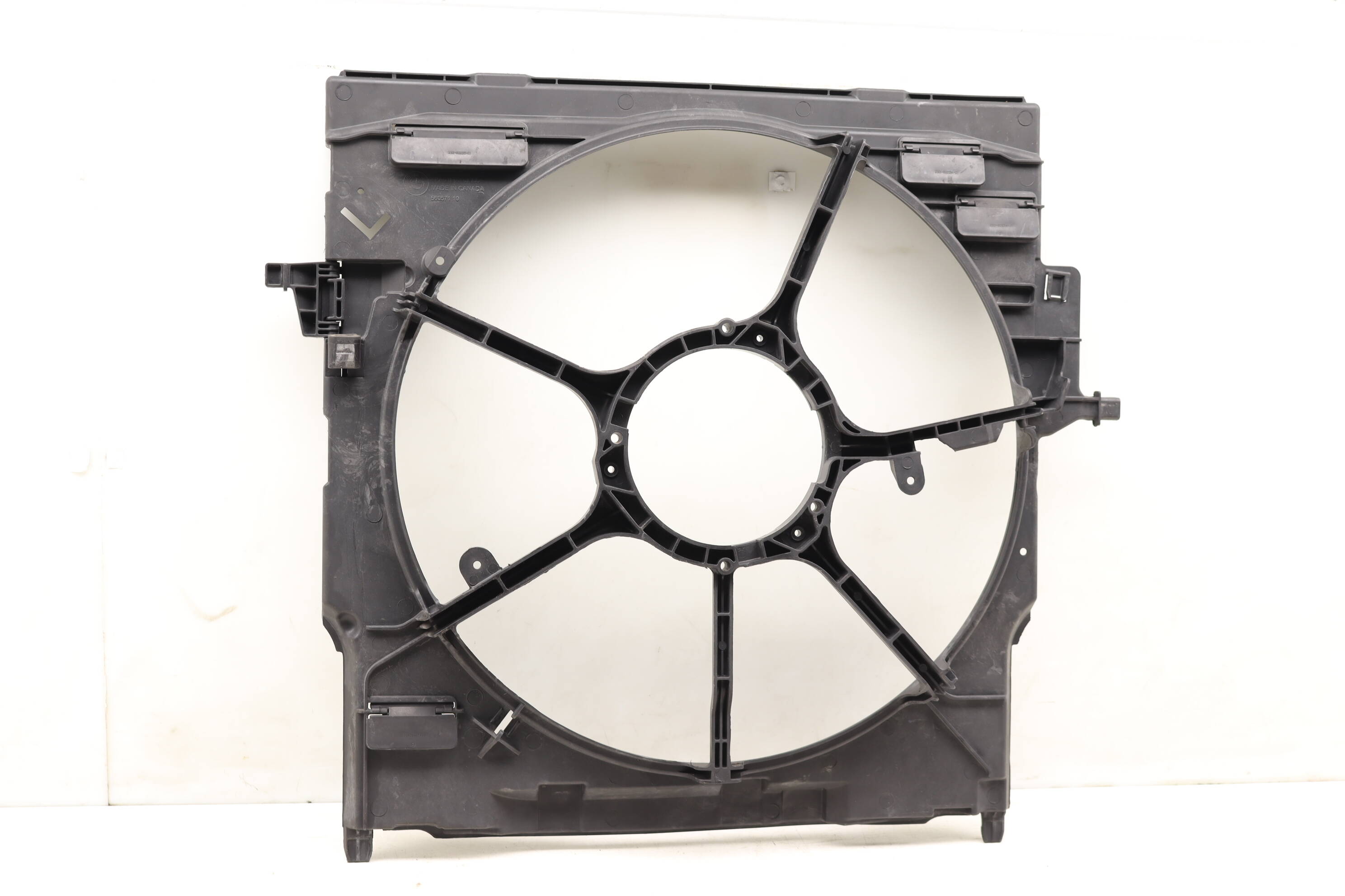 BMW Electric Cooling Fan Housing / Shroud (X5, X6) 17428618245