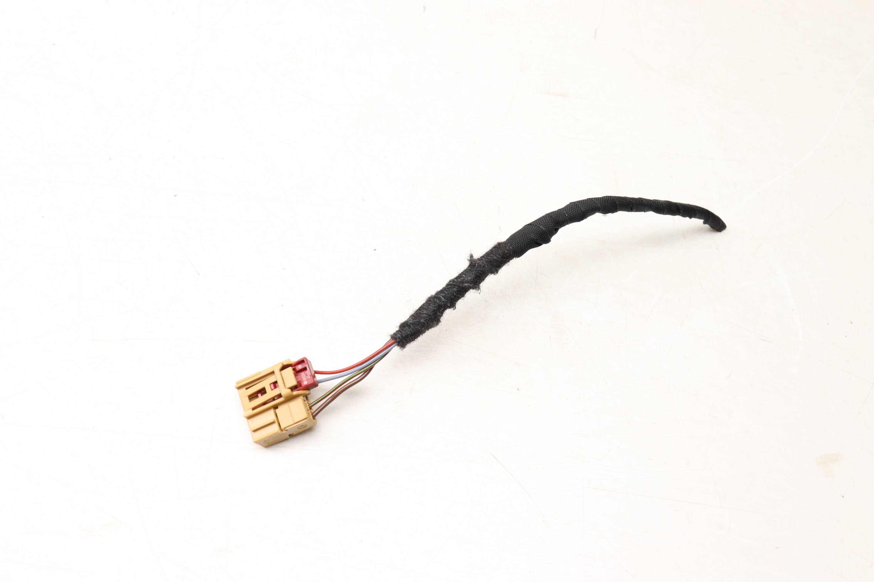 VW 8-Pin Wiring Harness Connector / Pigtail 1K8972928A