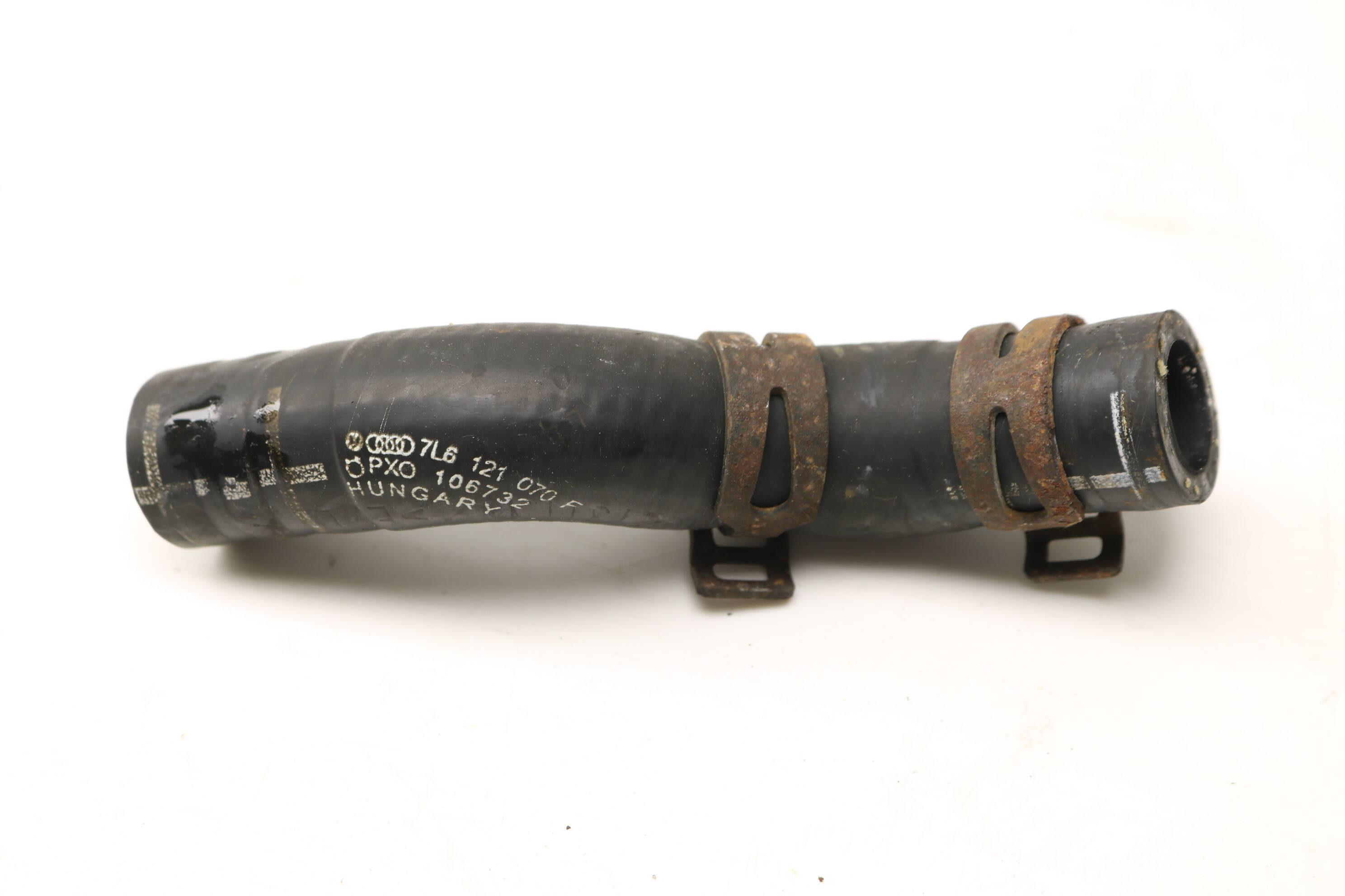 Audi Right Auxiliary Radiator Coolant Hose / Line (Q7) 7L6121070F