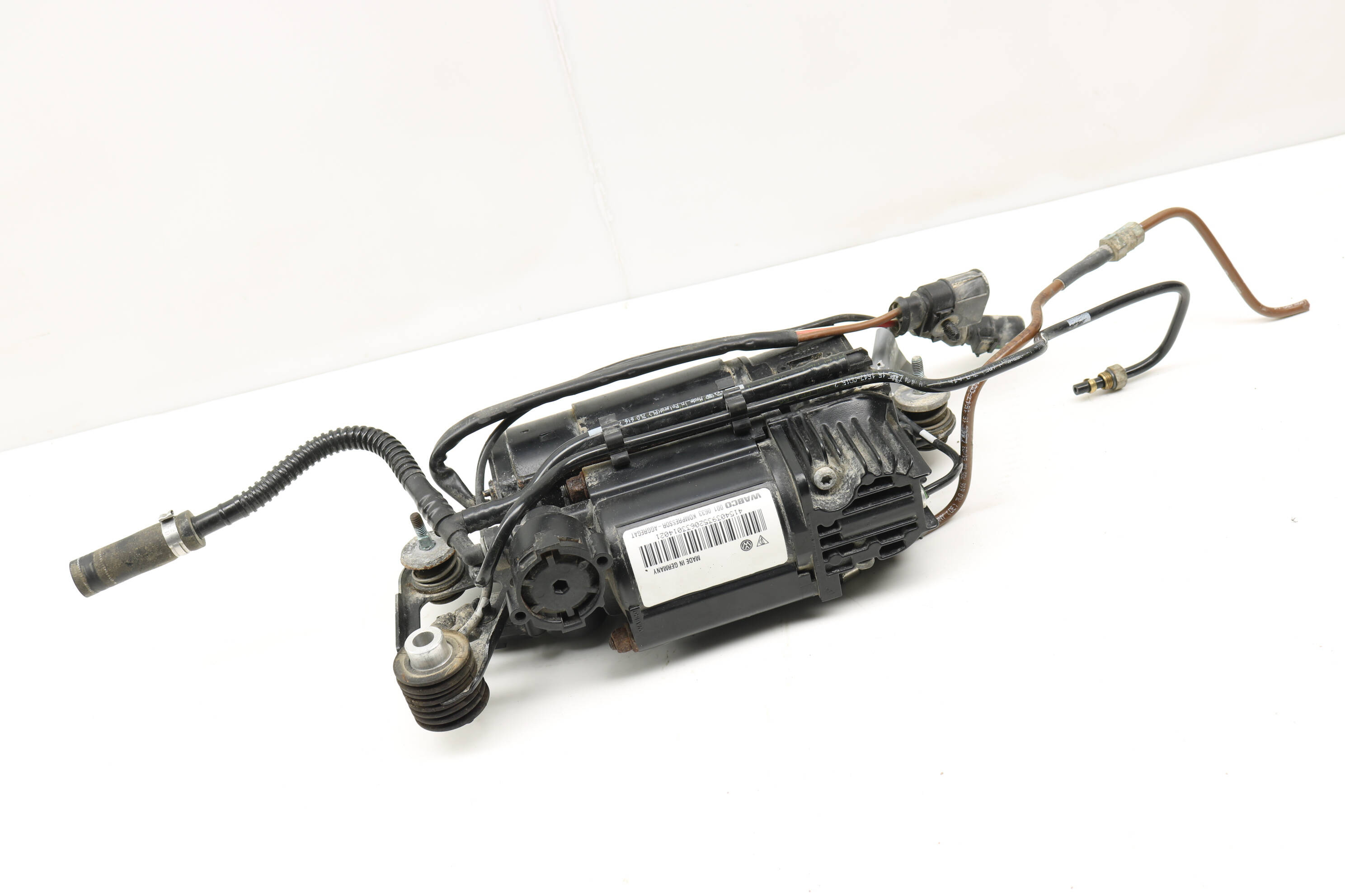 AIR SUSPENSION COMPRESSOR - VW TOUAREG - 7L0616006C