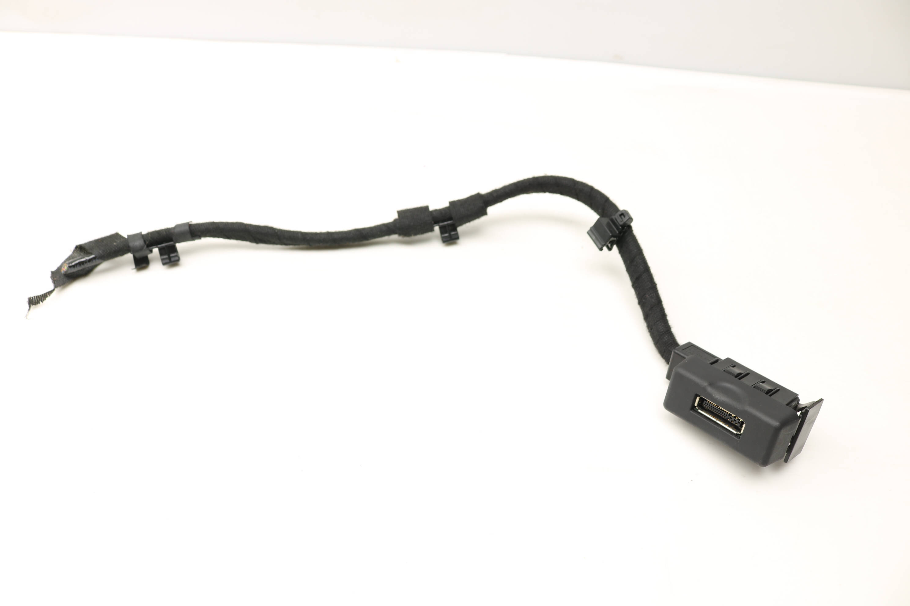 Audi Music Interface Cable 4F0035727