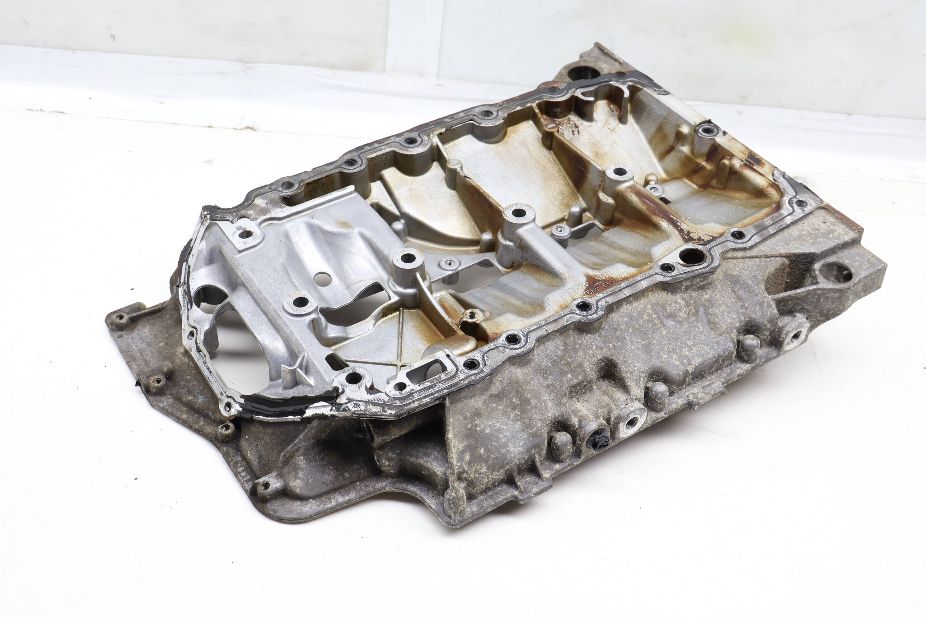 Audi Upper Engine Oil Pan / Sump 06L103603AT