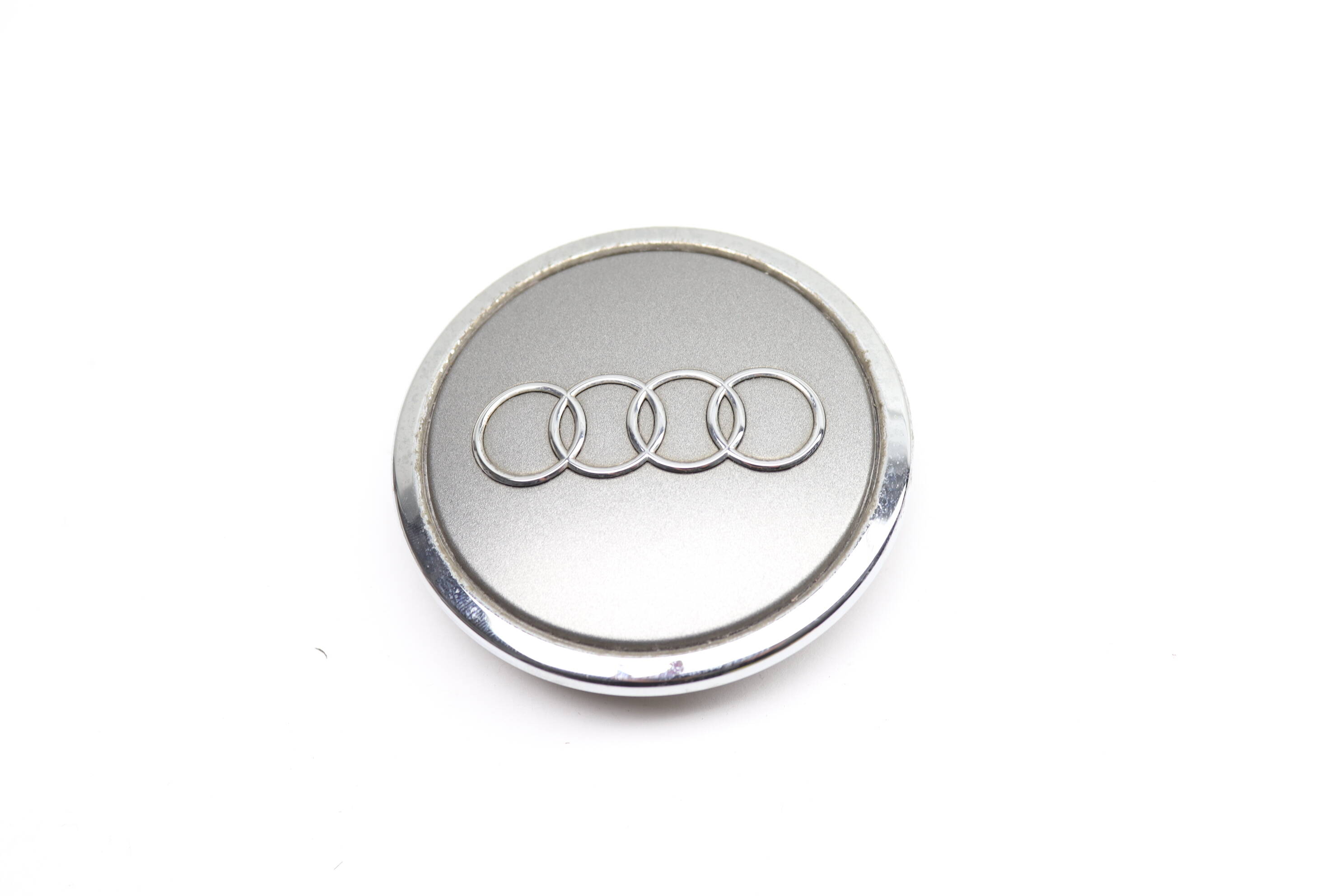 Audi Wheel Center Cap 8T0601170A