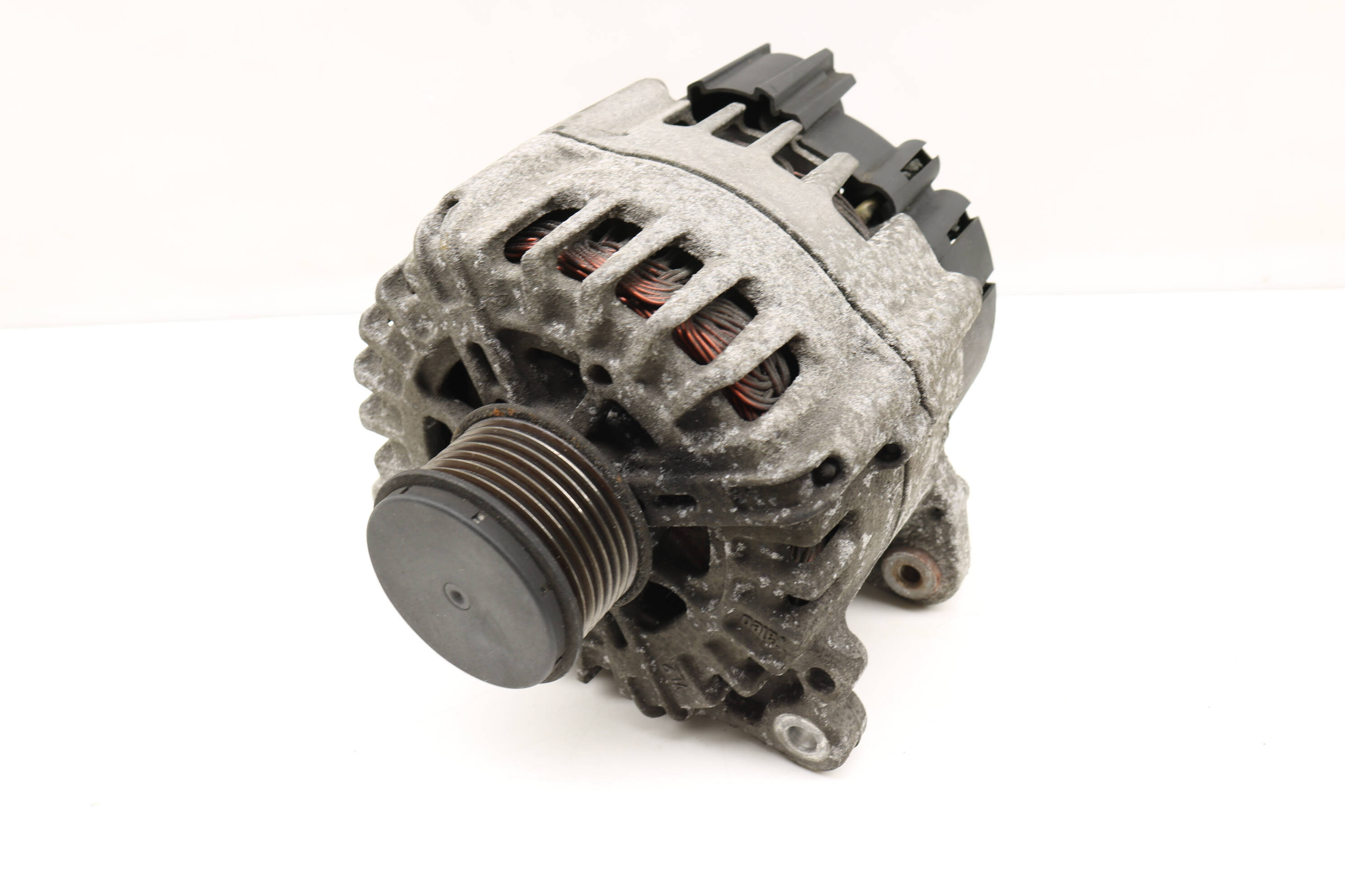ALTERNATOR (220 AMP) - PORSCHE CAYENNE VW TOUAREG - 03H903023D