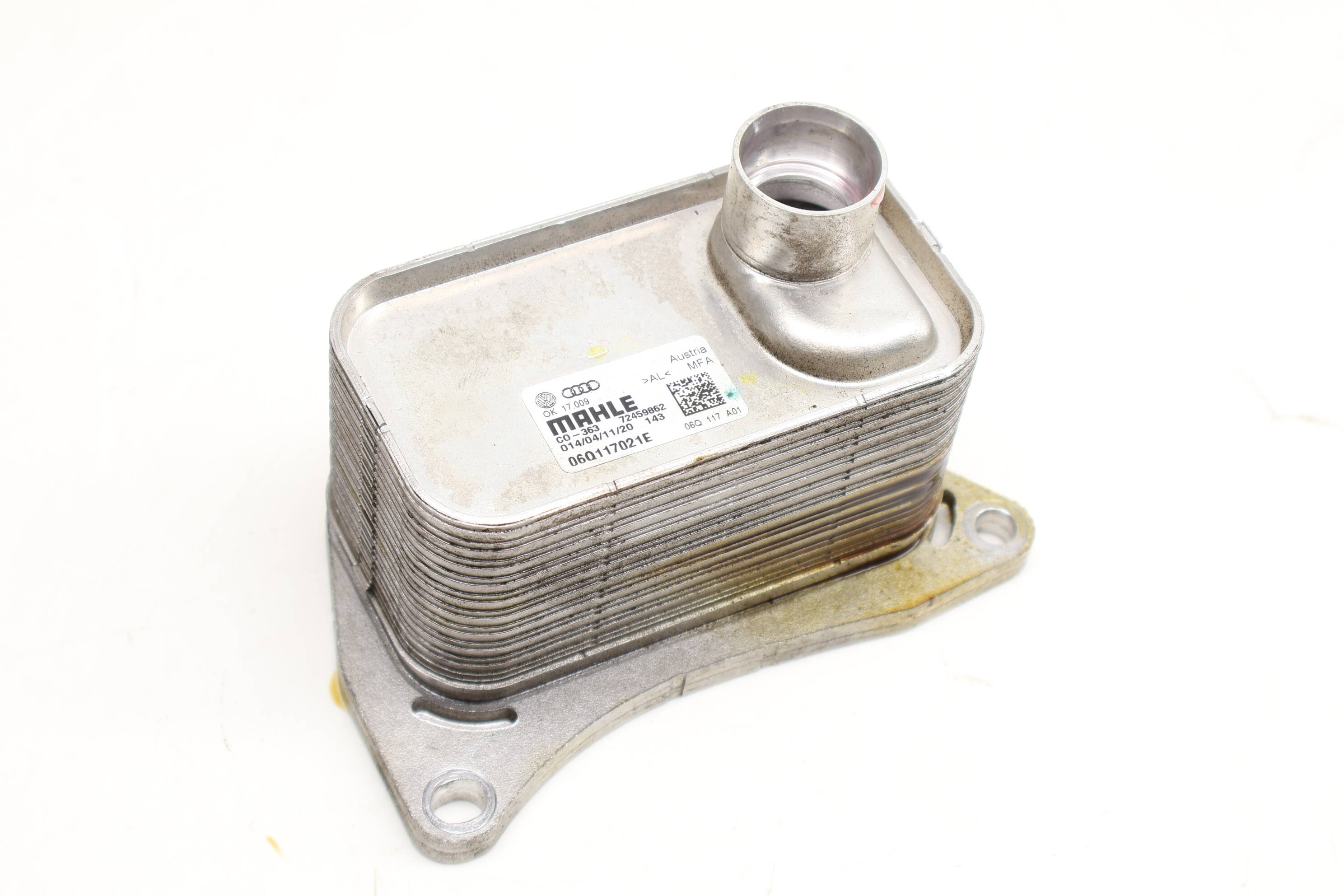 Audi Engine Oil Cooler 06Q117021E