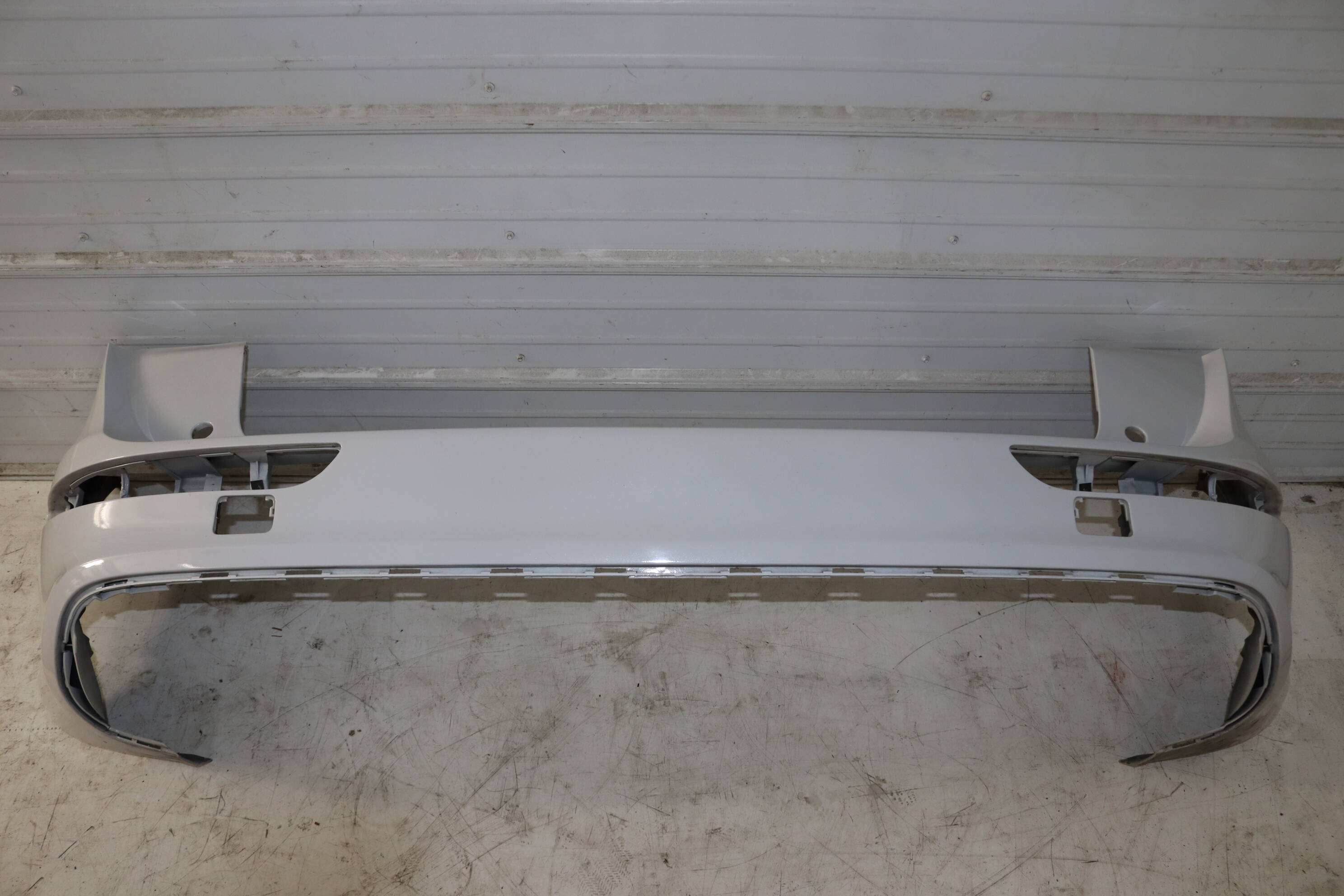 Audi Rear Bumper Molding / Trim (SQ5, Q5) 8R0807443