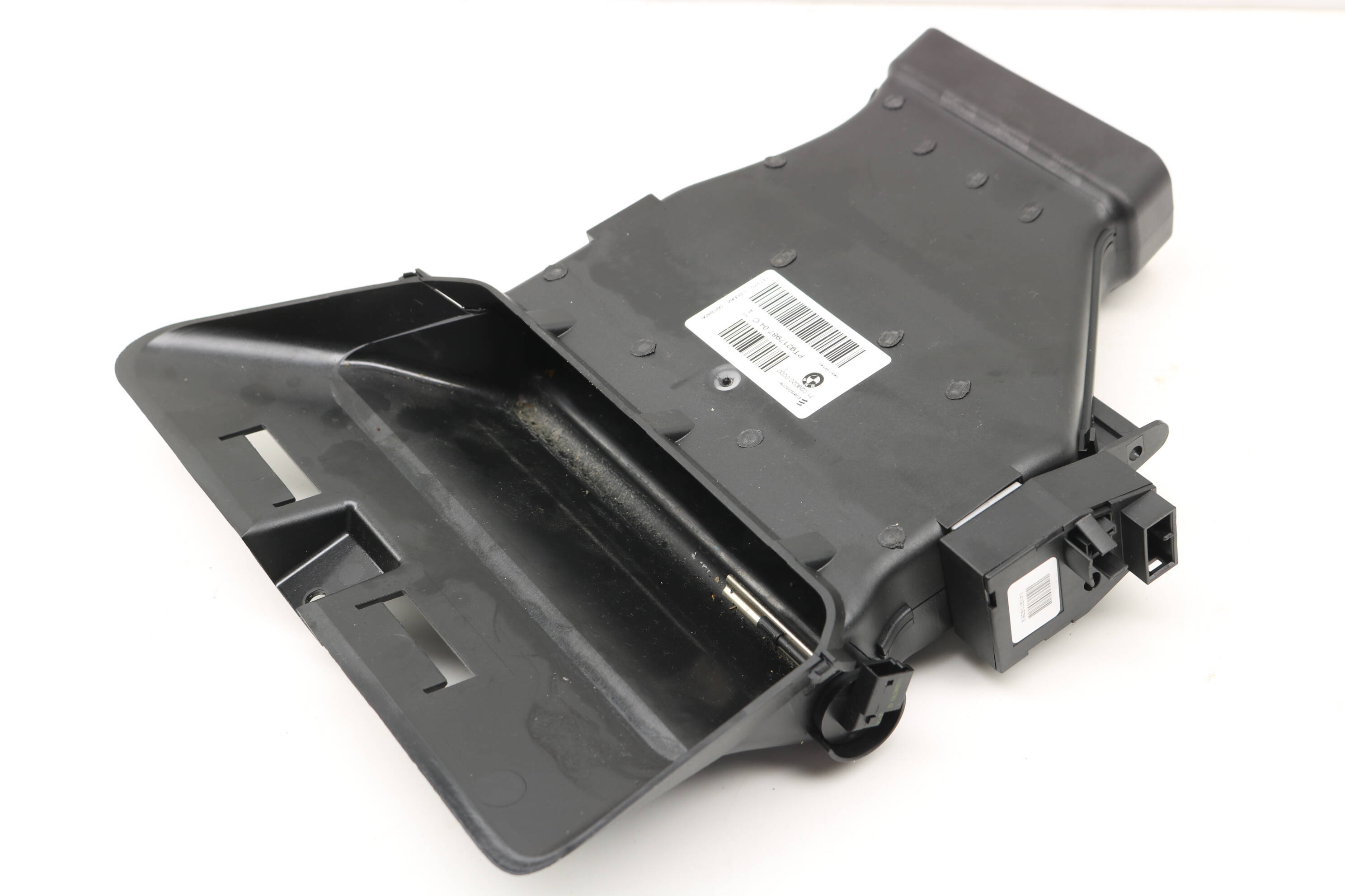 BMW Rear Left Auxiliary Heater / Air Vent Duct 64119217987