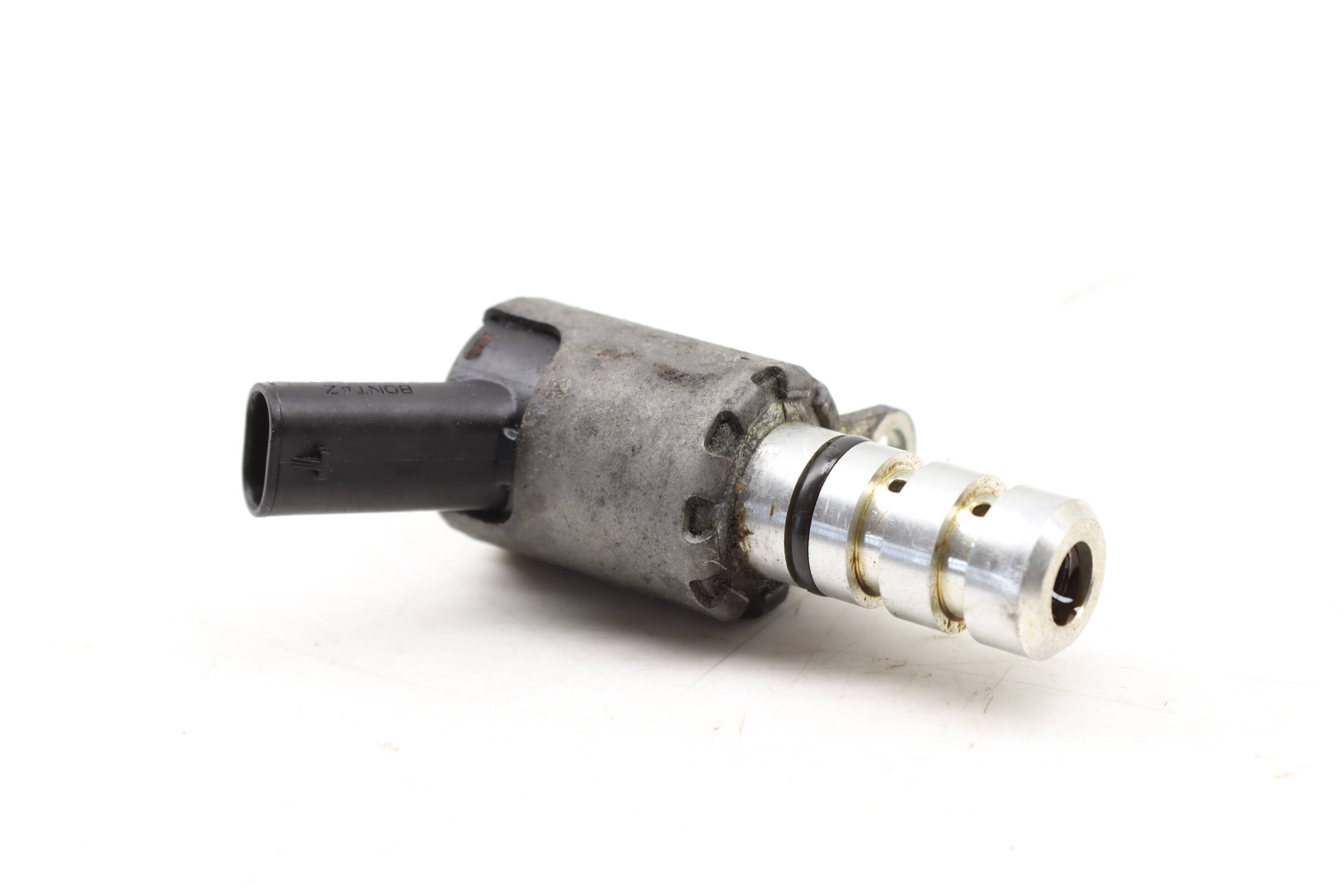 Audi Camshaft / Timing Solenoid 06E115243E