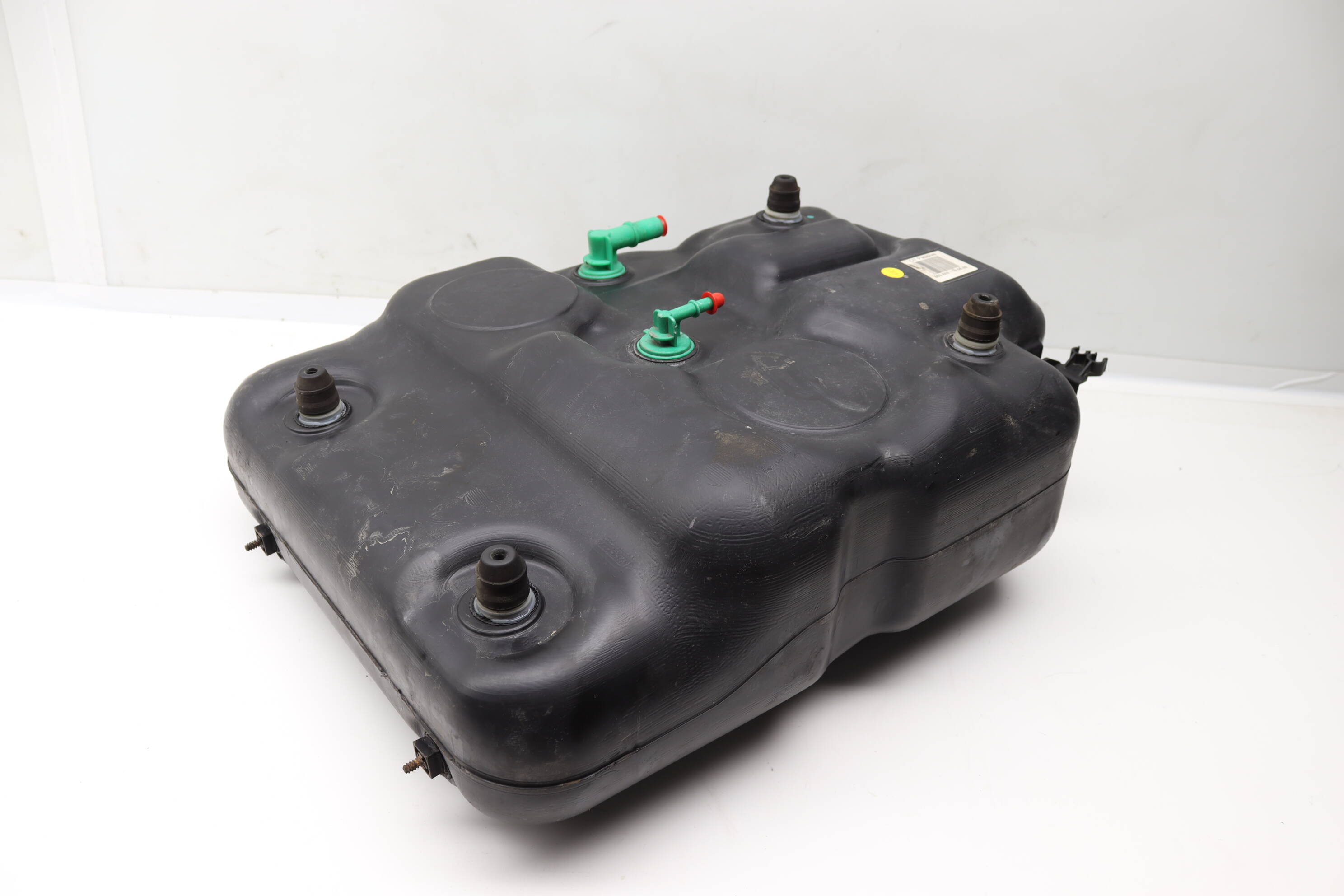 Audi Diesel Exhaust Fluid Tank / Def Reservoir (Passive) (Q7)