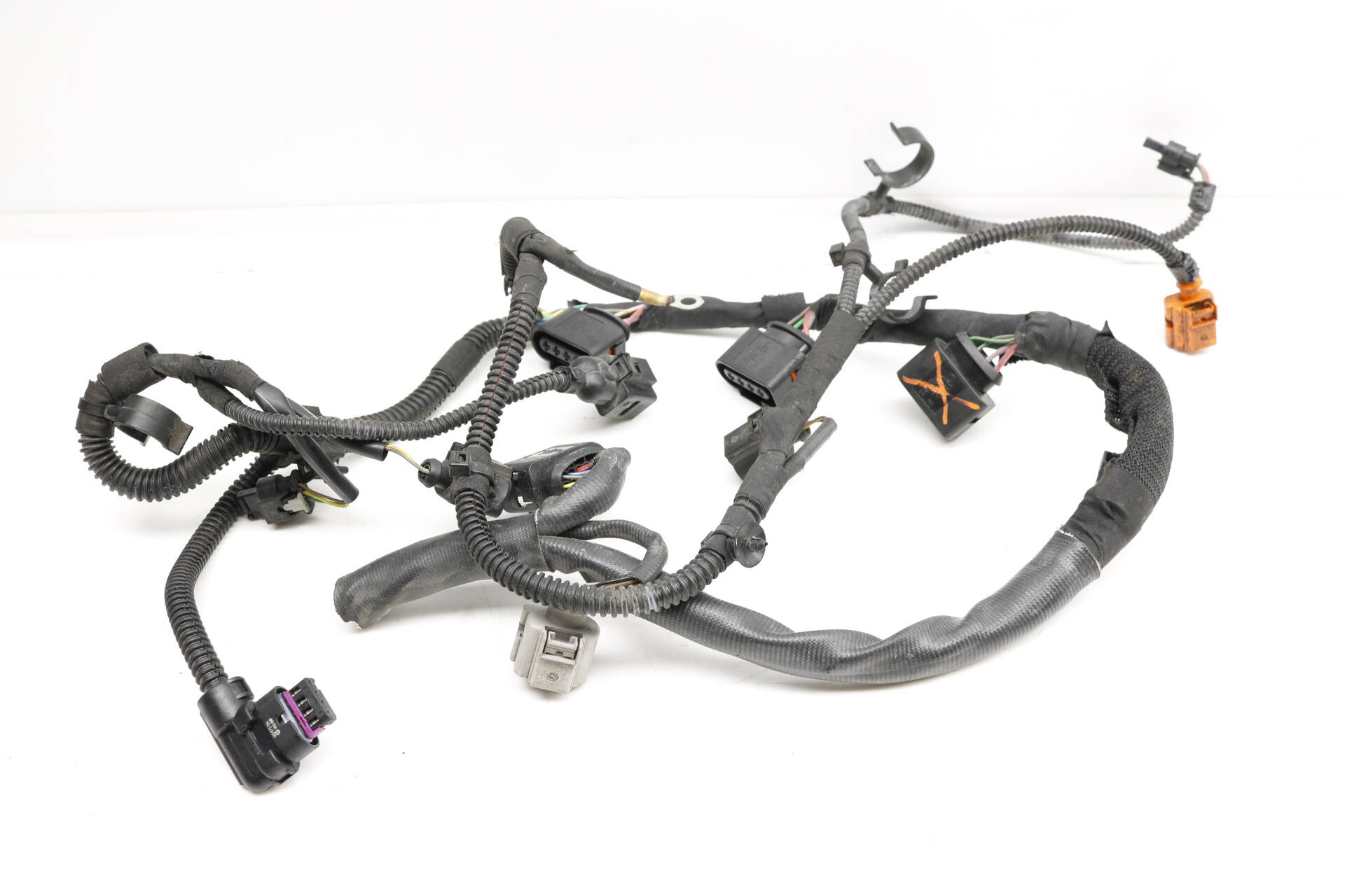 Audi Engine / Ignition Coil Wiring Harness Connector Set