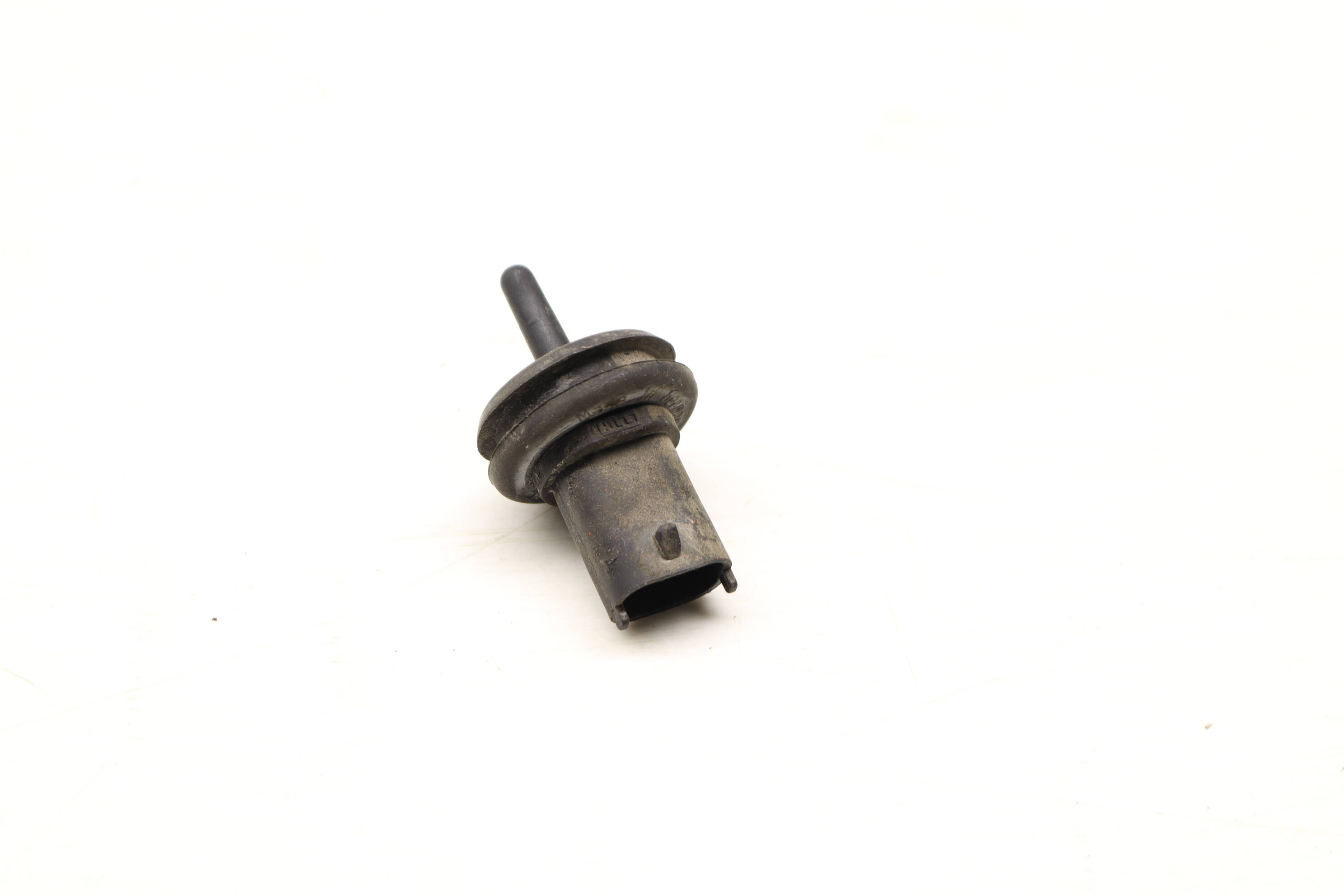 Porsche Air Intake Temperature Sensor 7P5906088