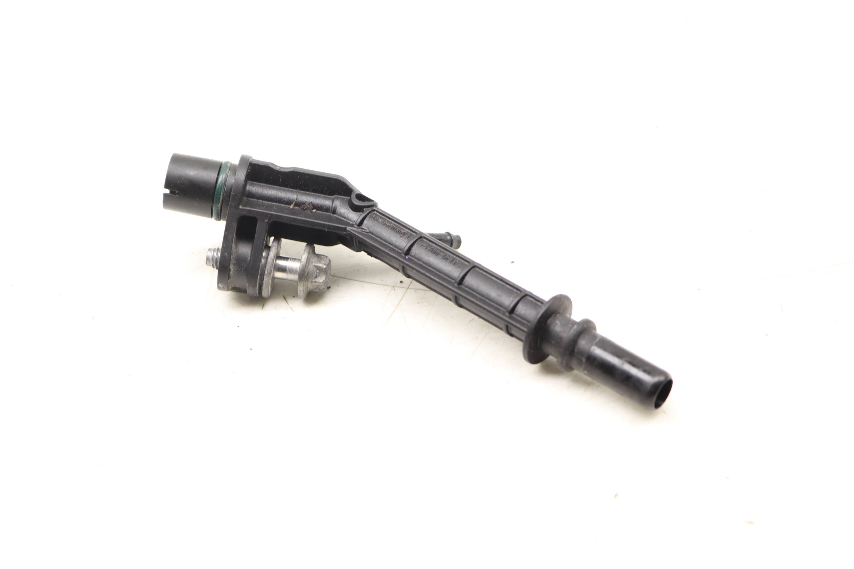 BMW Brake Booster Vacuum Hose Check Valve 11667620923